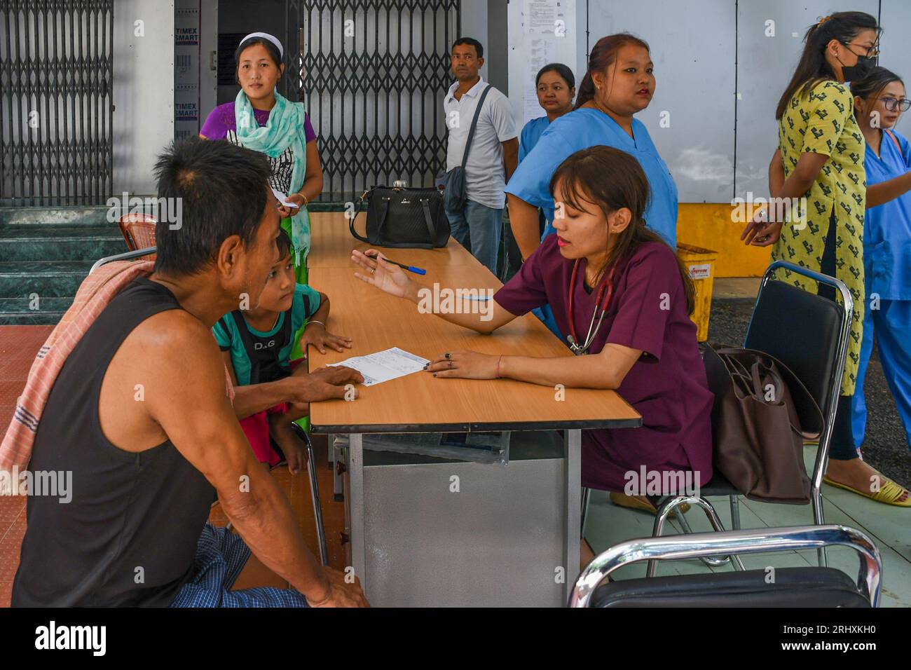 Medical relief camp hi-res stock photography and images - Alamy
