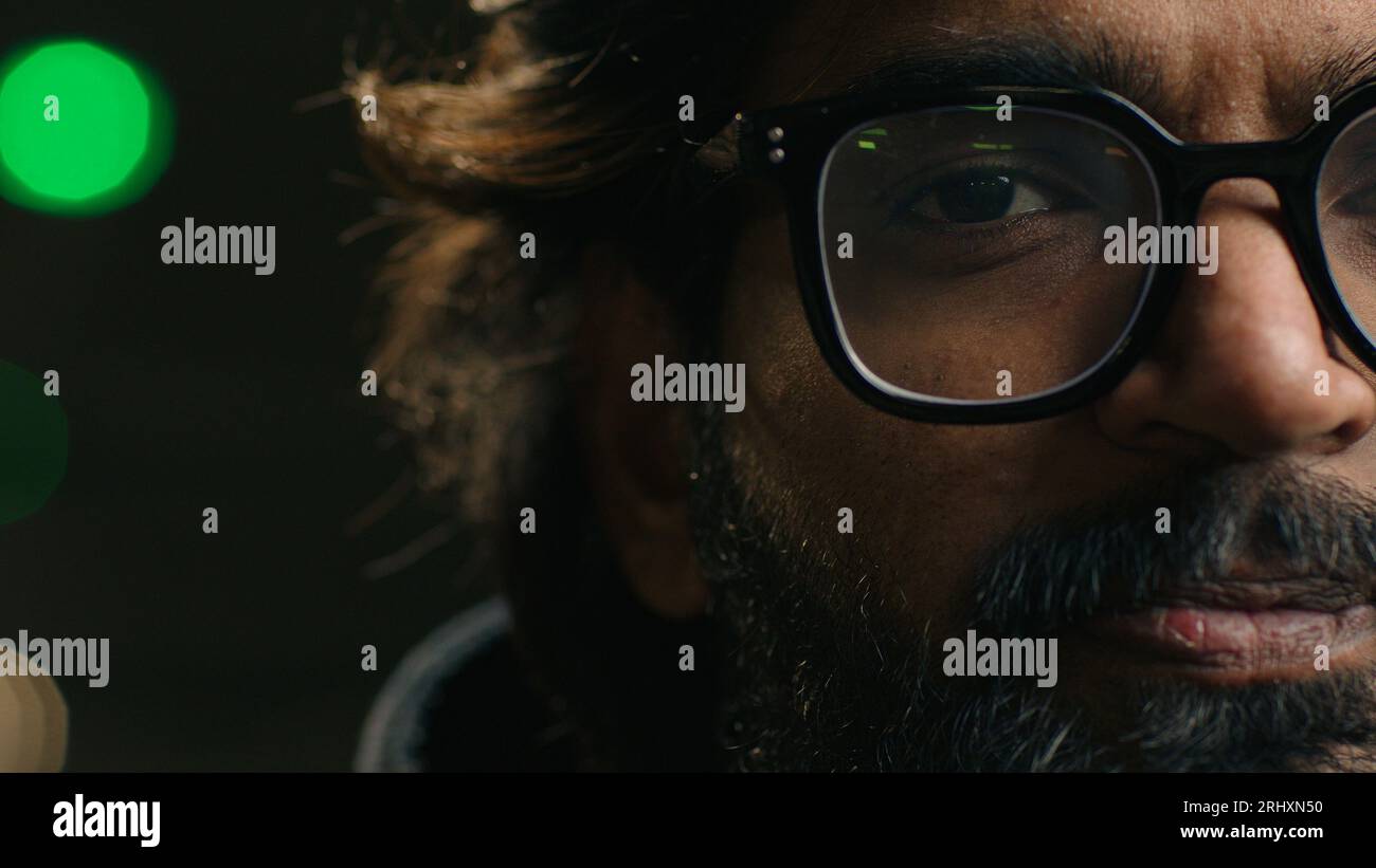 Indian man serious eyeglasses face hi-res stock photography and images ...