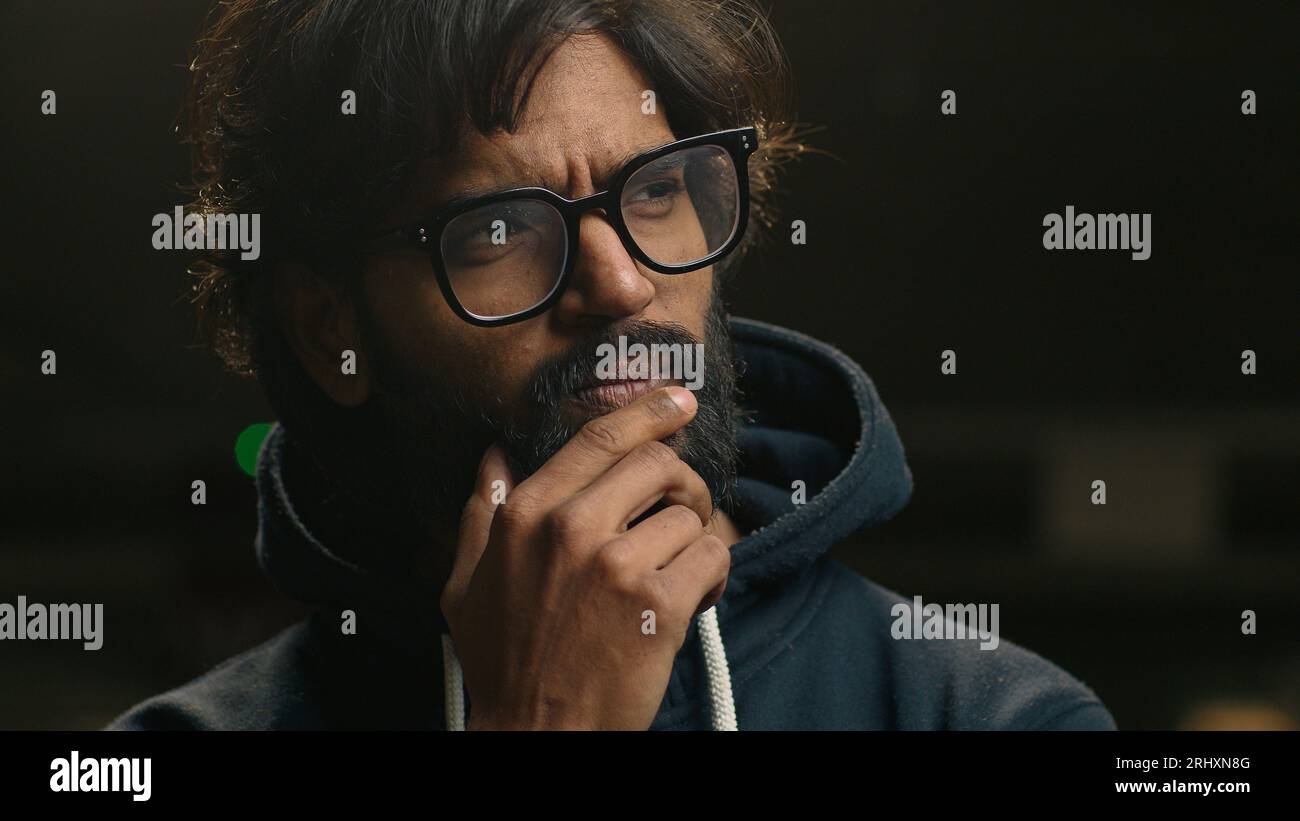 Indian man serious eyeglasses face hi-res stock photography and images ...