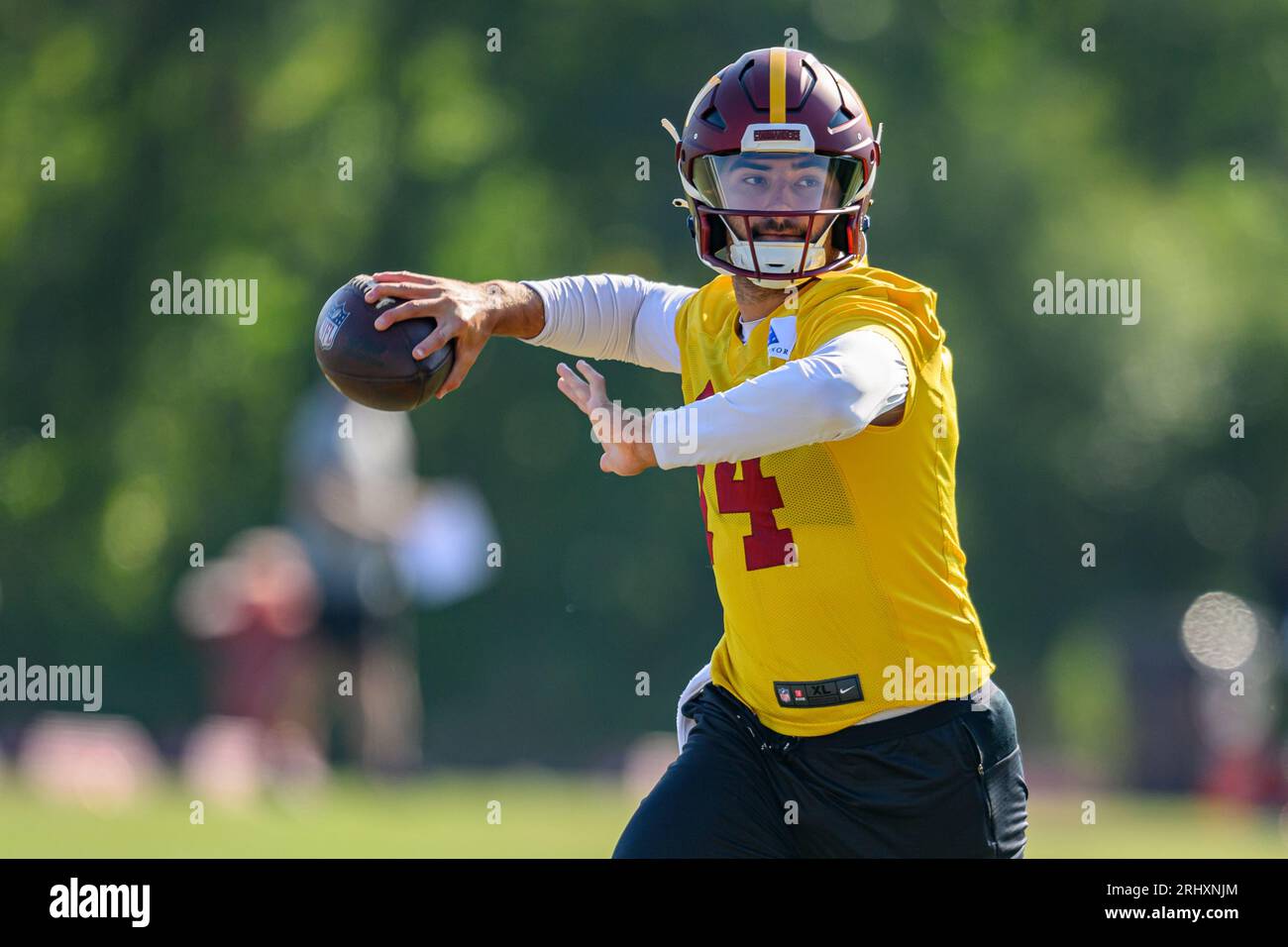 Sam howell commanders hi-res stock photography and images - Alamy