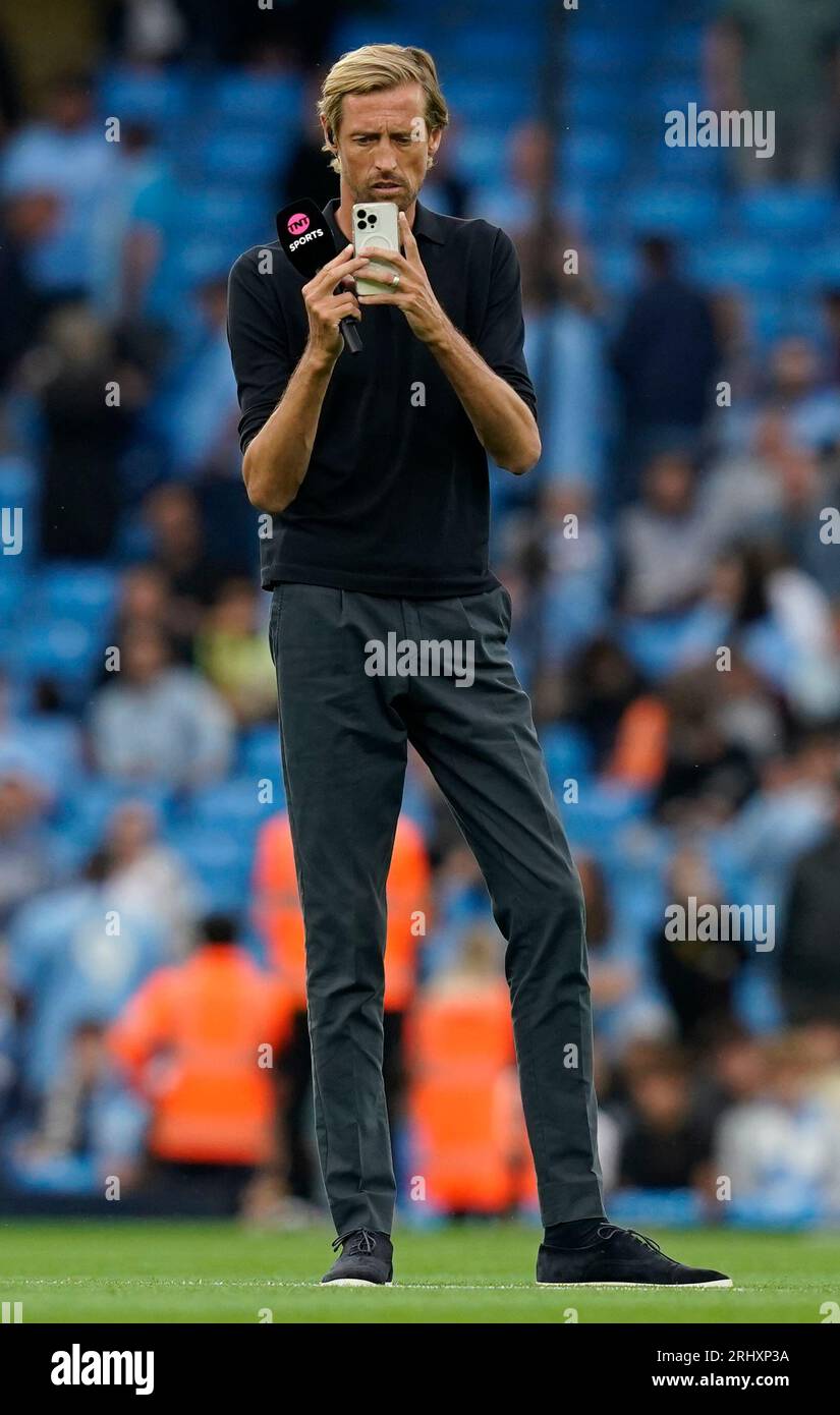 Peter crouch soccer pundit hi-res stock photography and images - Alamy
