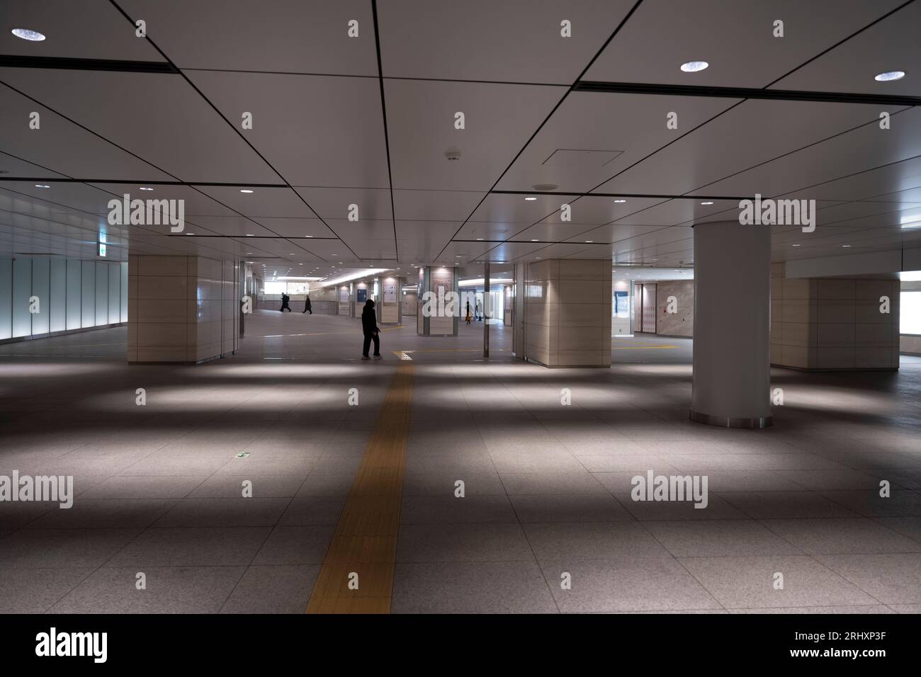 Tokyo, Japan. 11th Jan, 2023. An underground passageway connecting ...
