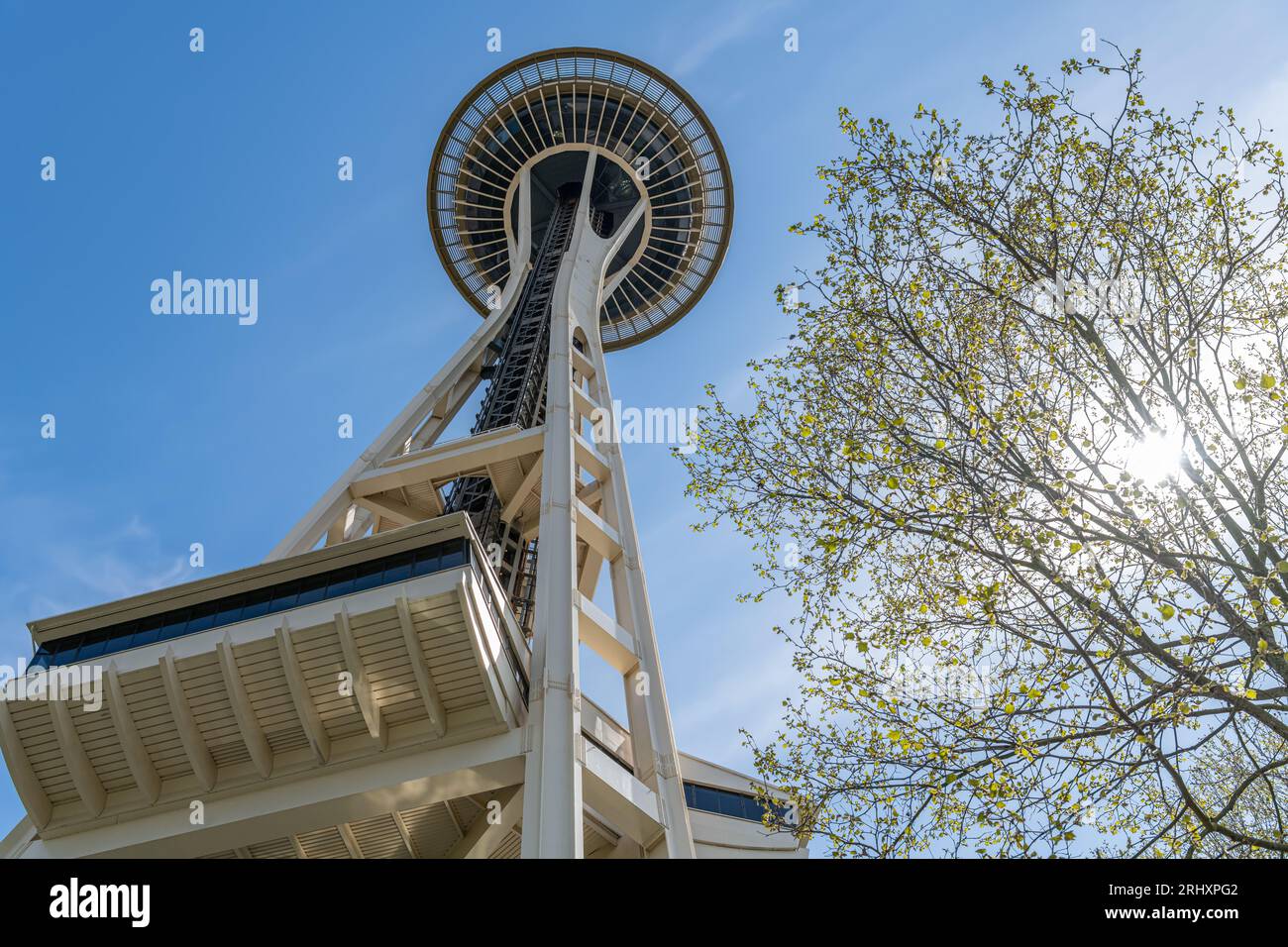 Seattle skyline looking north hi-res stock photography and images - Alamy