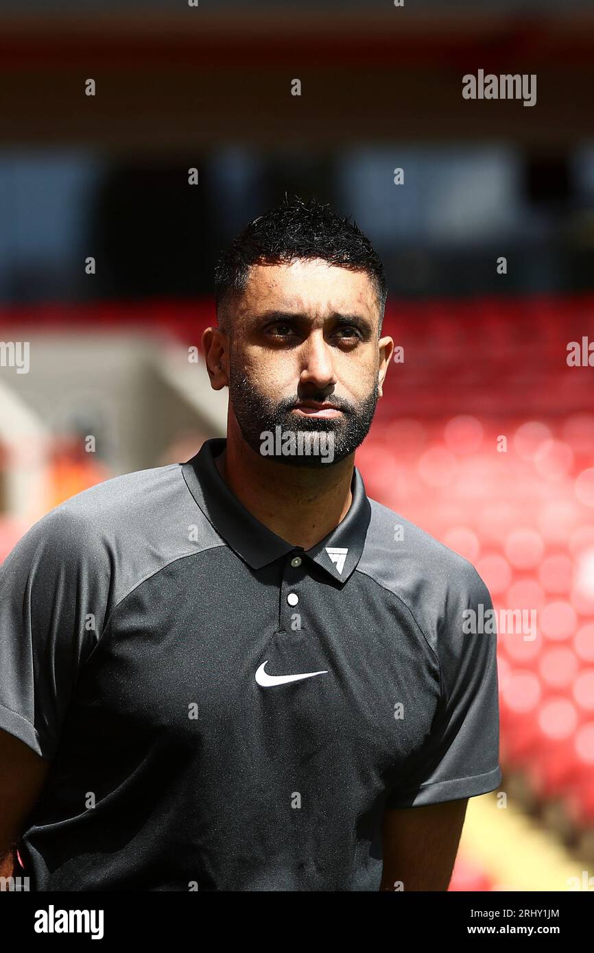 Match referee Sunny Singh Gill during the Sky Bet League 1 match ...