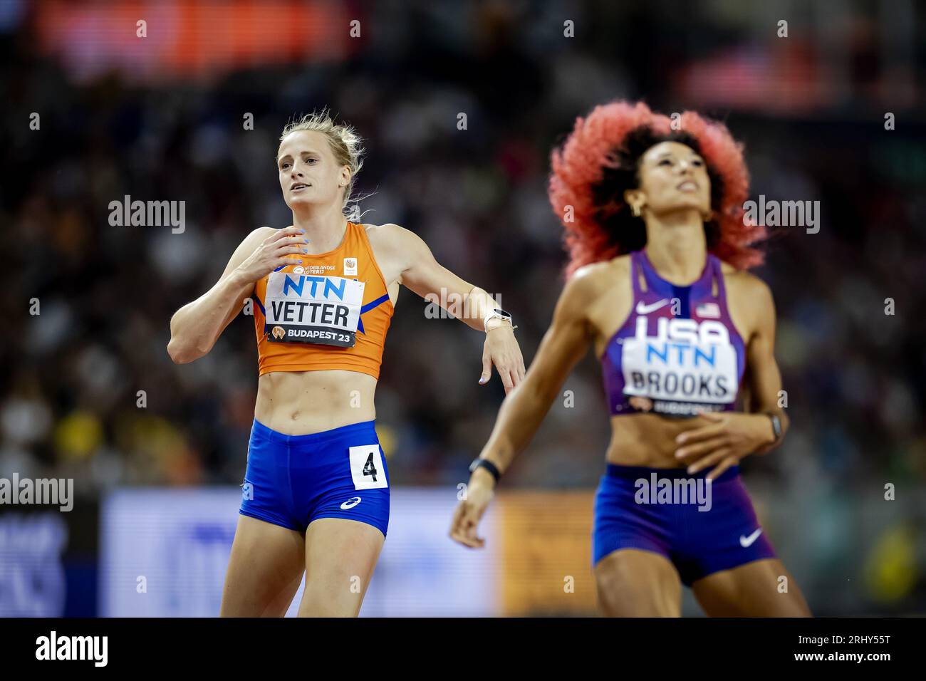 BUDAPEST - Anouk Vetter in action in the 200 meters of the heptathlon ...