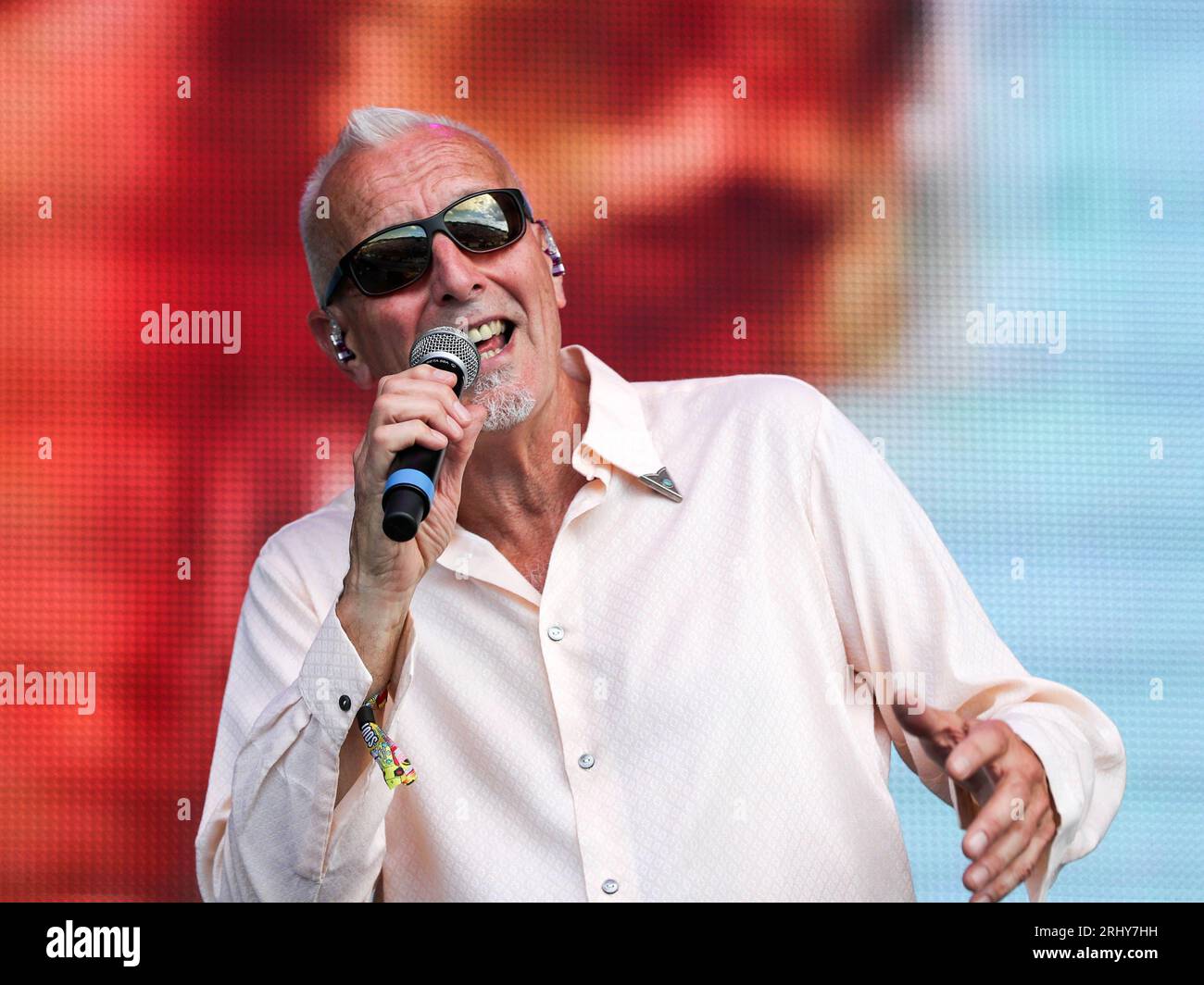 Henley-on-Thames, United Kingdom. 19th Aug, 2023. Dave Hemingway of The ...