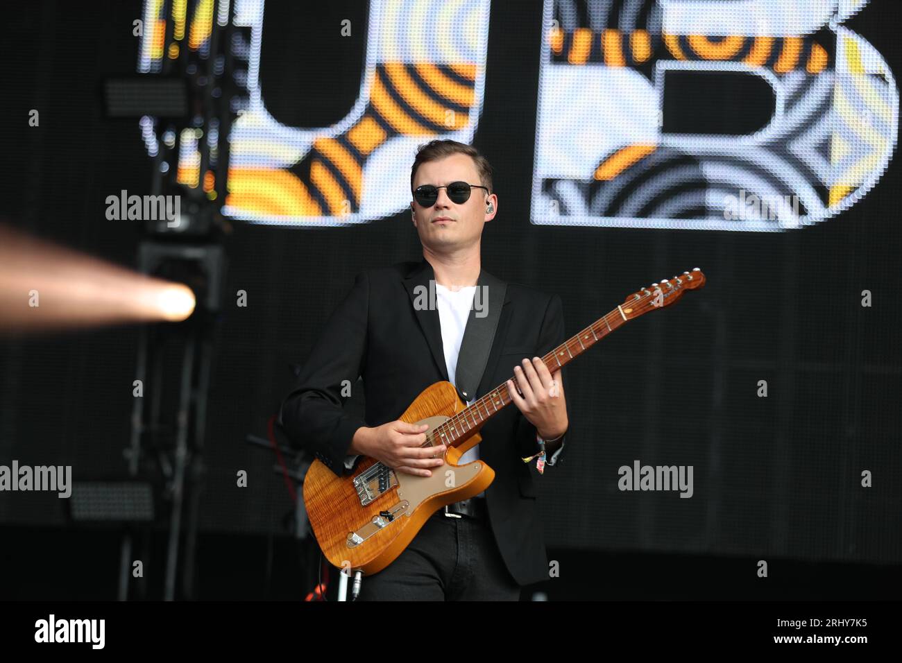 Matt henley hi-res stock photography and images - Alamy