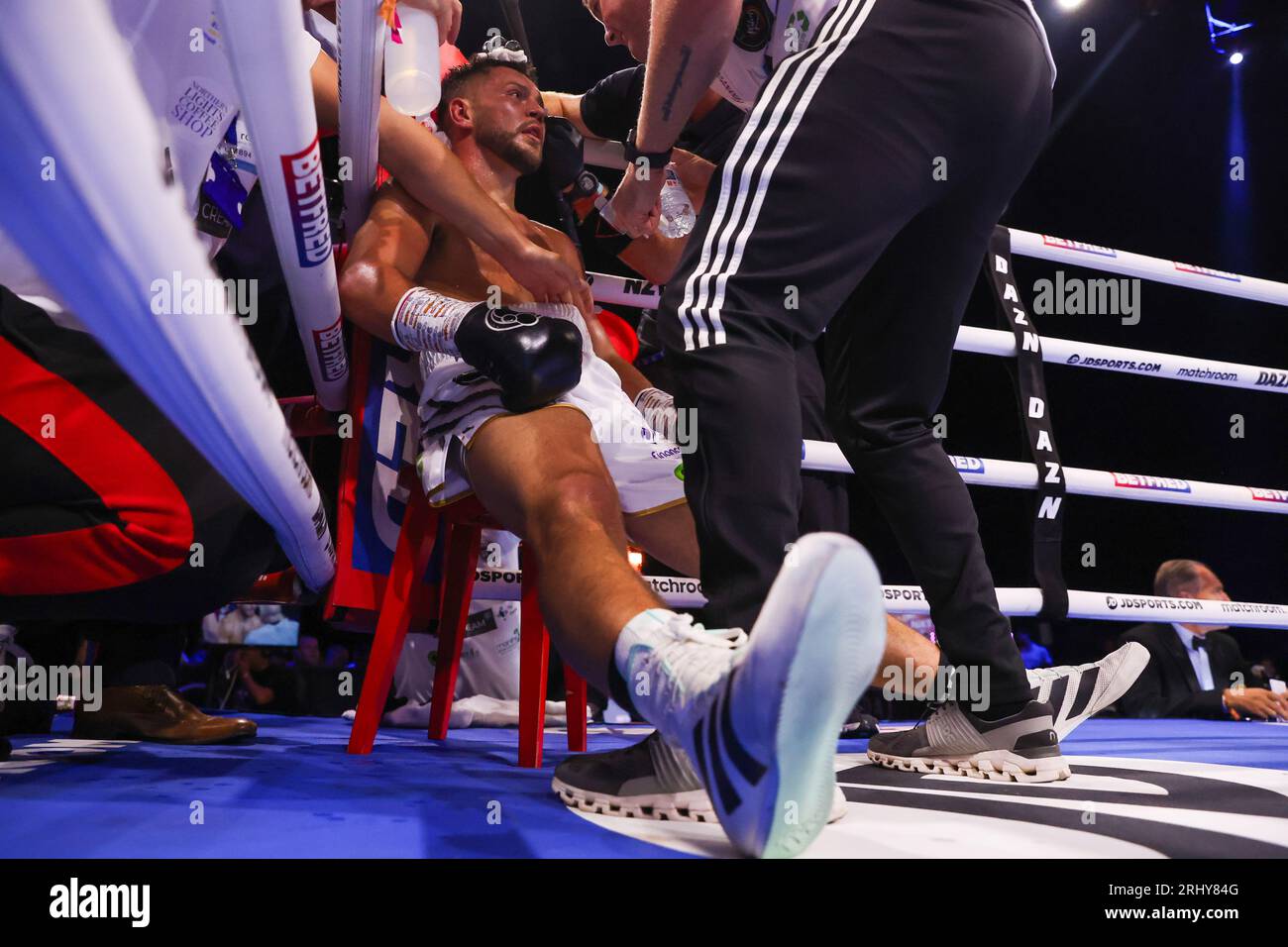 Corner walker hi-res stock photography and images - Alamy