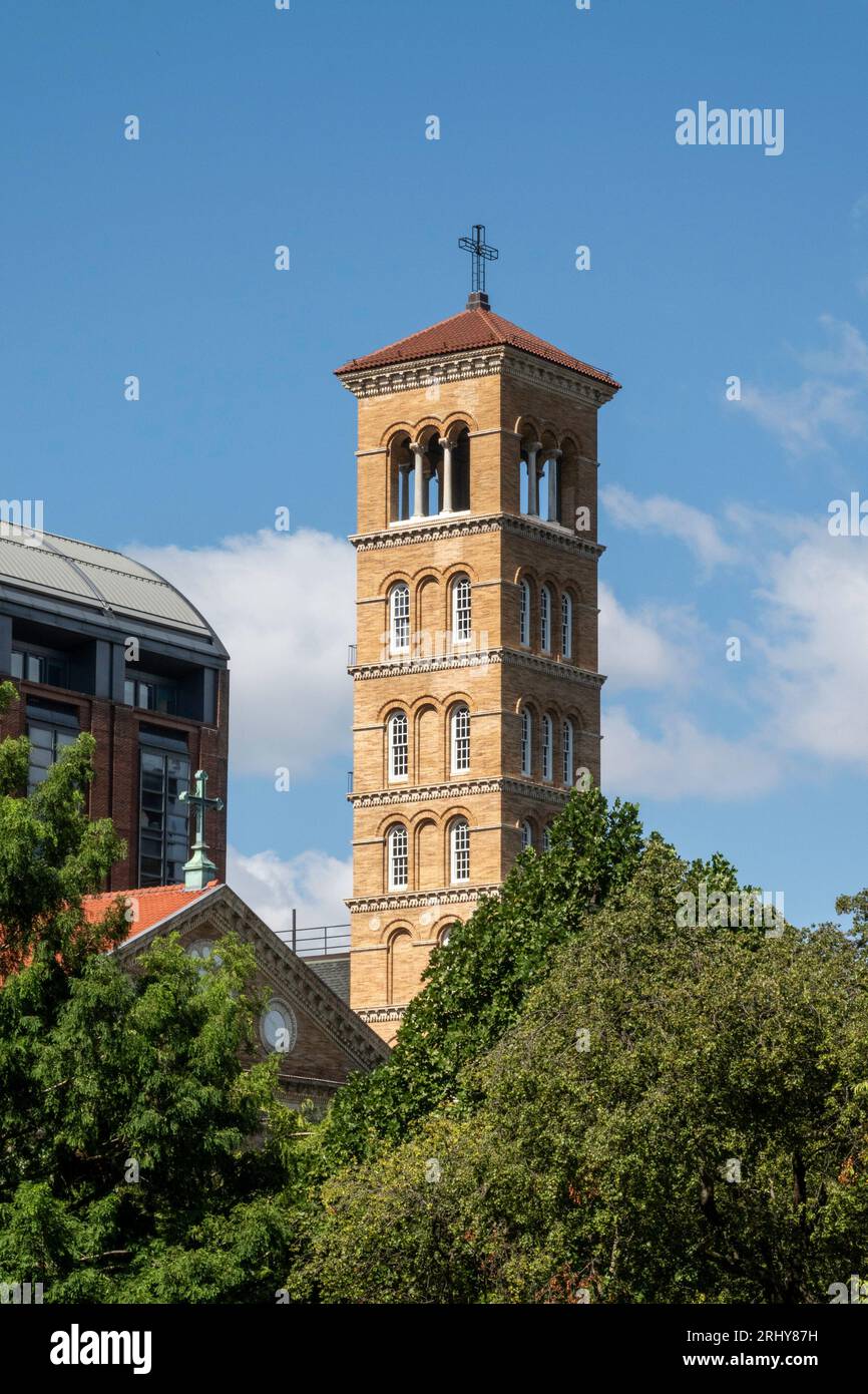 Judson Memorial Church is Located on Washington's where south in ...