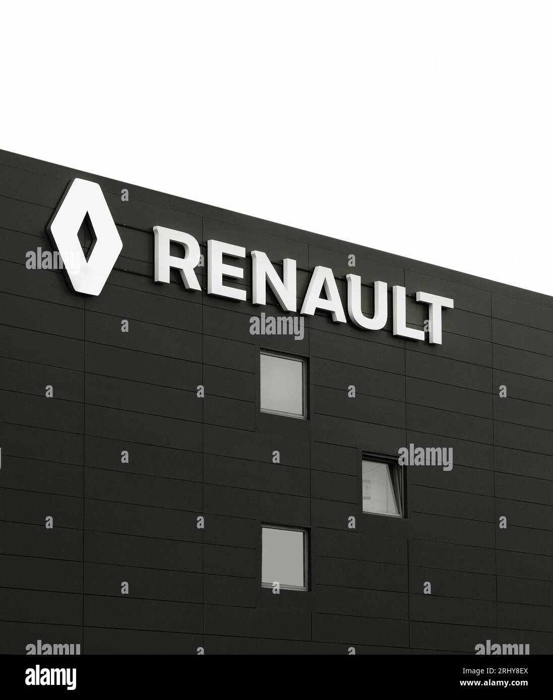 Renault logotype hi-res stock photography and images - Alamy