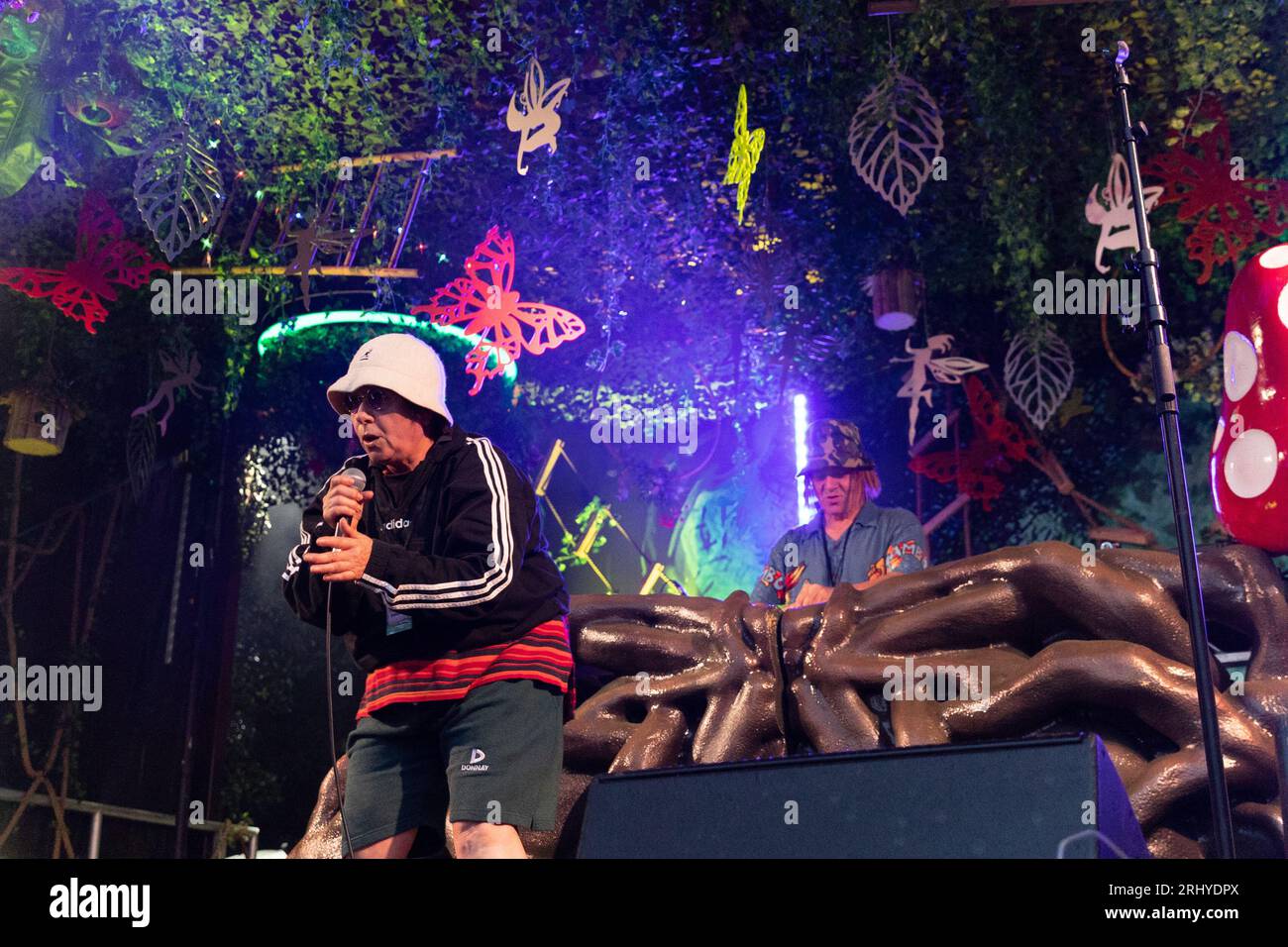 Kevin and perry hi-res stock photography and images - Alamy