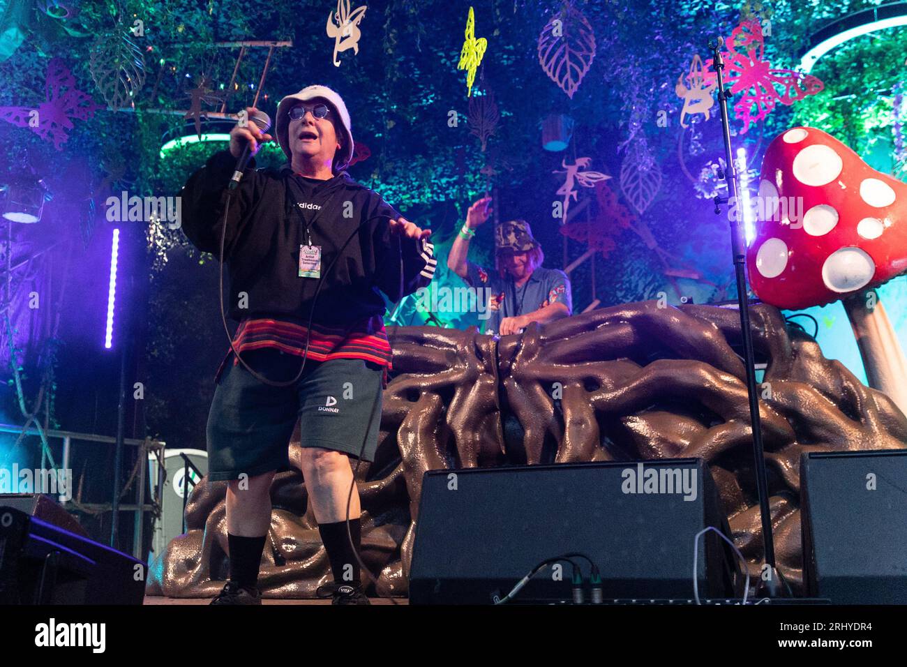 Dj perry hi-res stock photography and images - Alamy