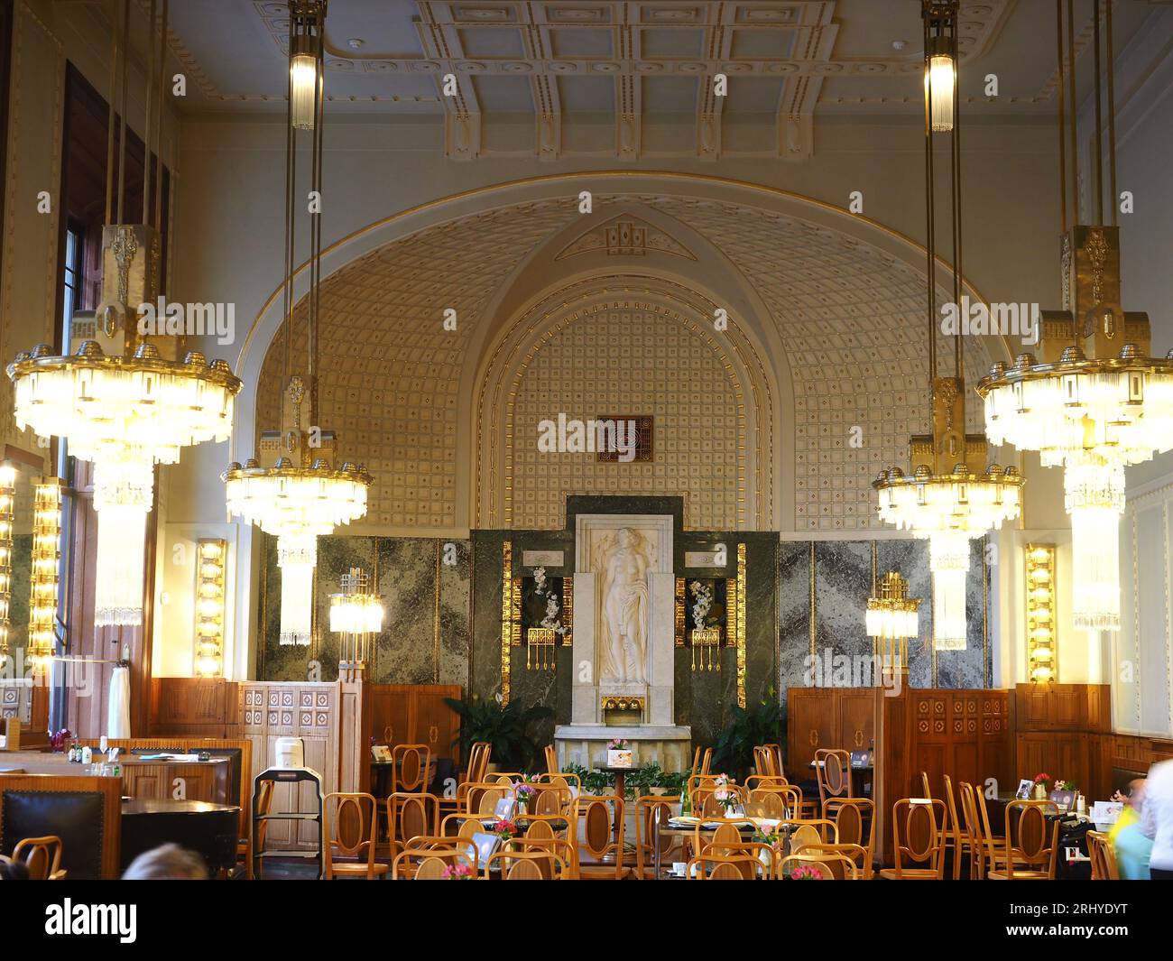 Dum design hi-res stock photography and images - Alamy