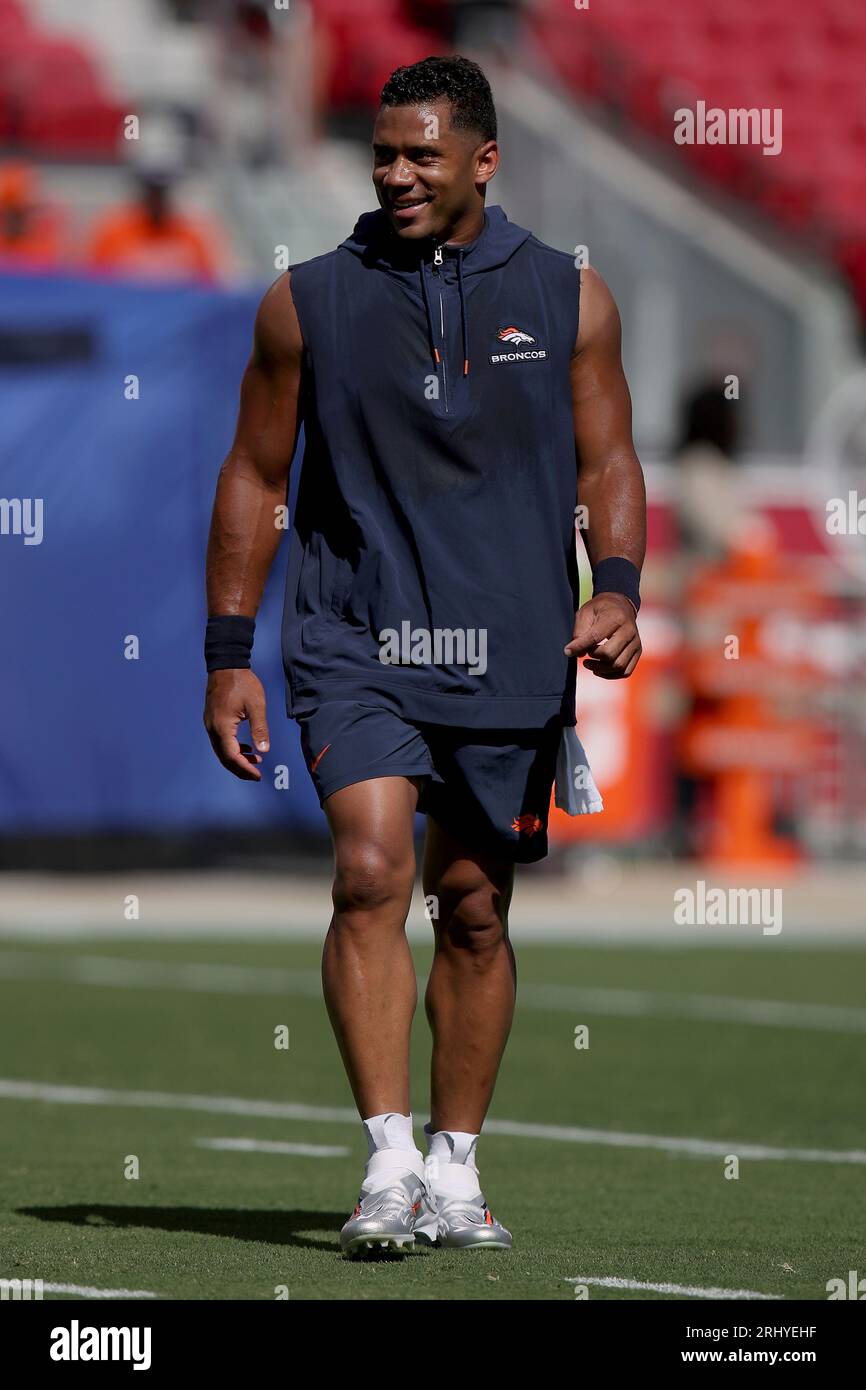 Denver Broncos quarterback Russell Wilson (3) warms up during an NFL ...