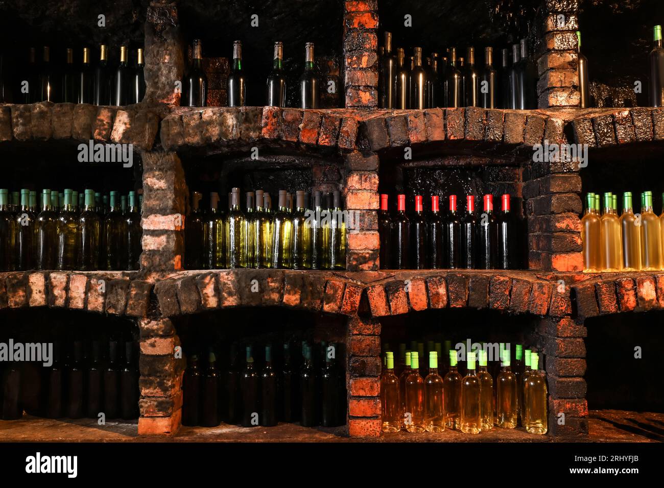 Different alcohol drinks in bottles hi-res stock photography and images ...