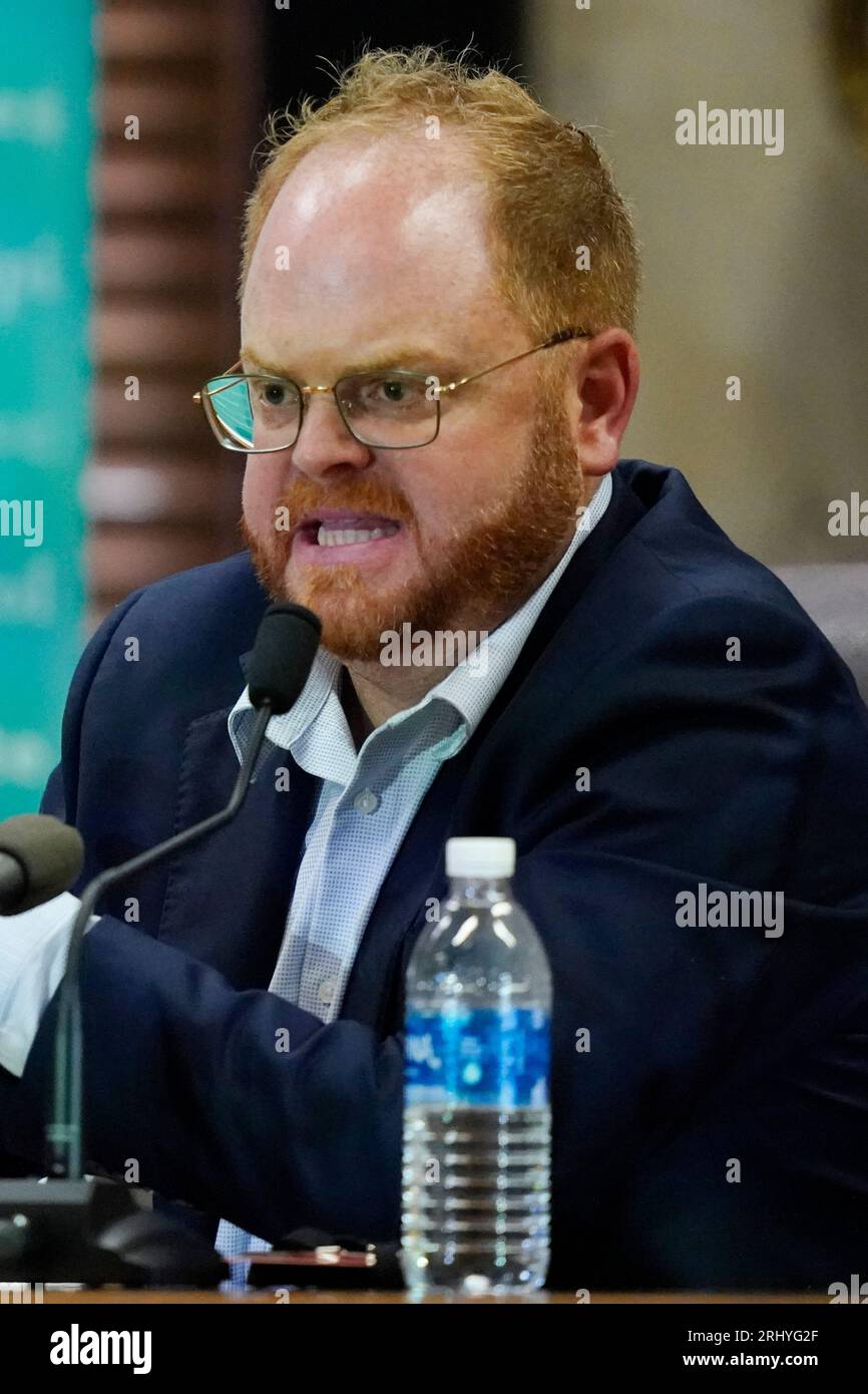 USA Today White House Correspondent Joey Garrison offers his ...