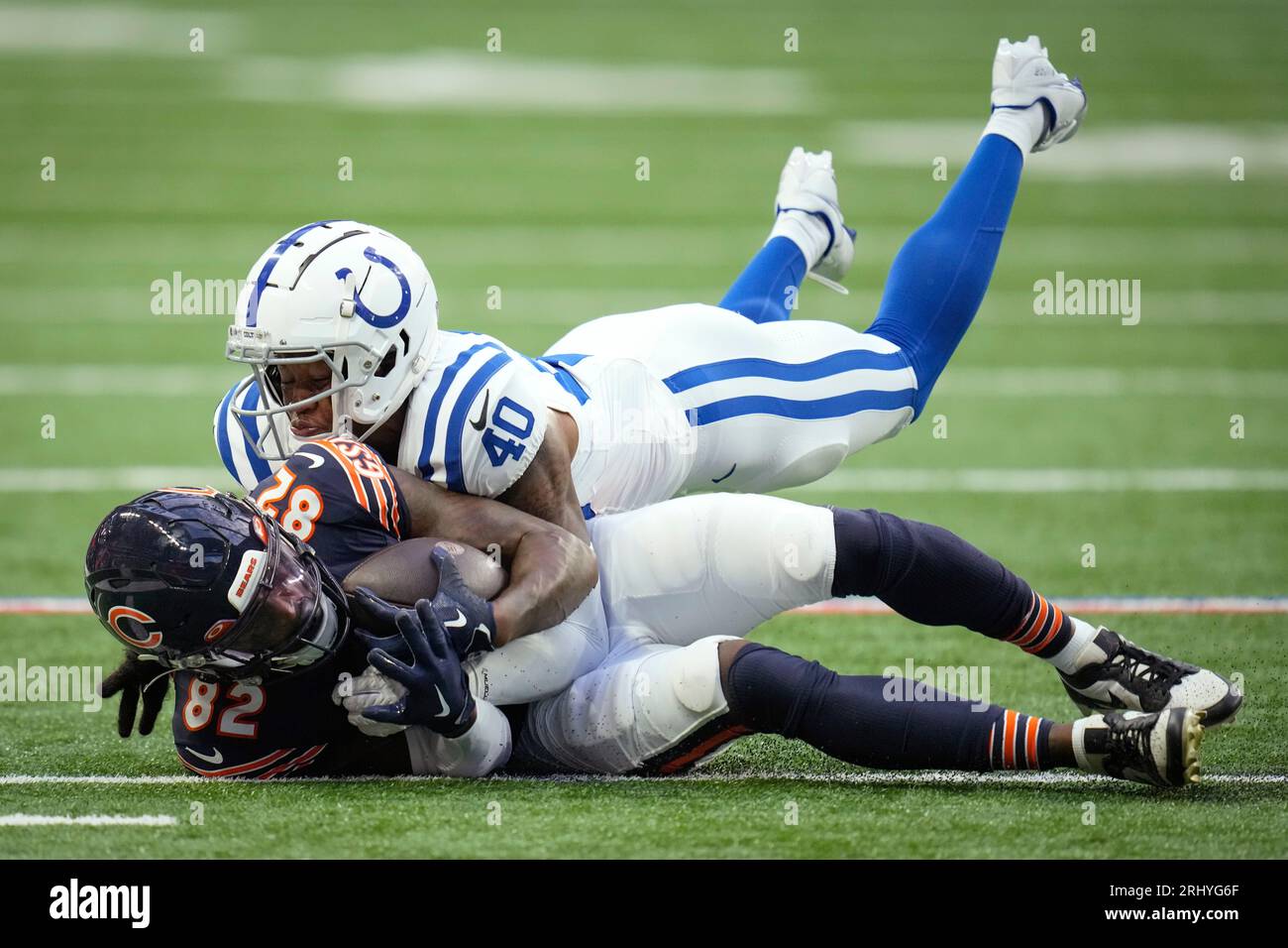 Chicago Bears wide receiver Daurice Fountain (82) is tackled by ...