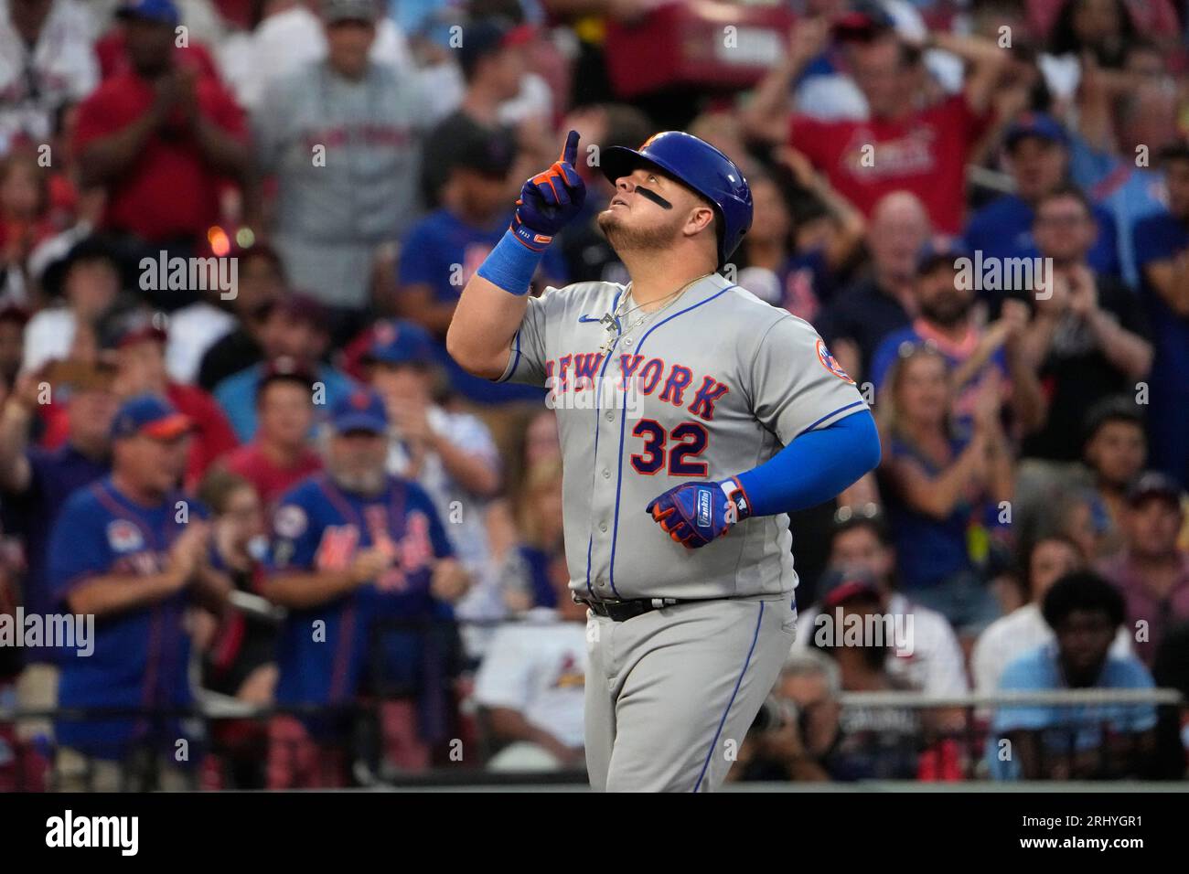New York Mets' Daniel Vogelbach arrives home after hitting a grand slam ...