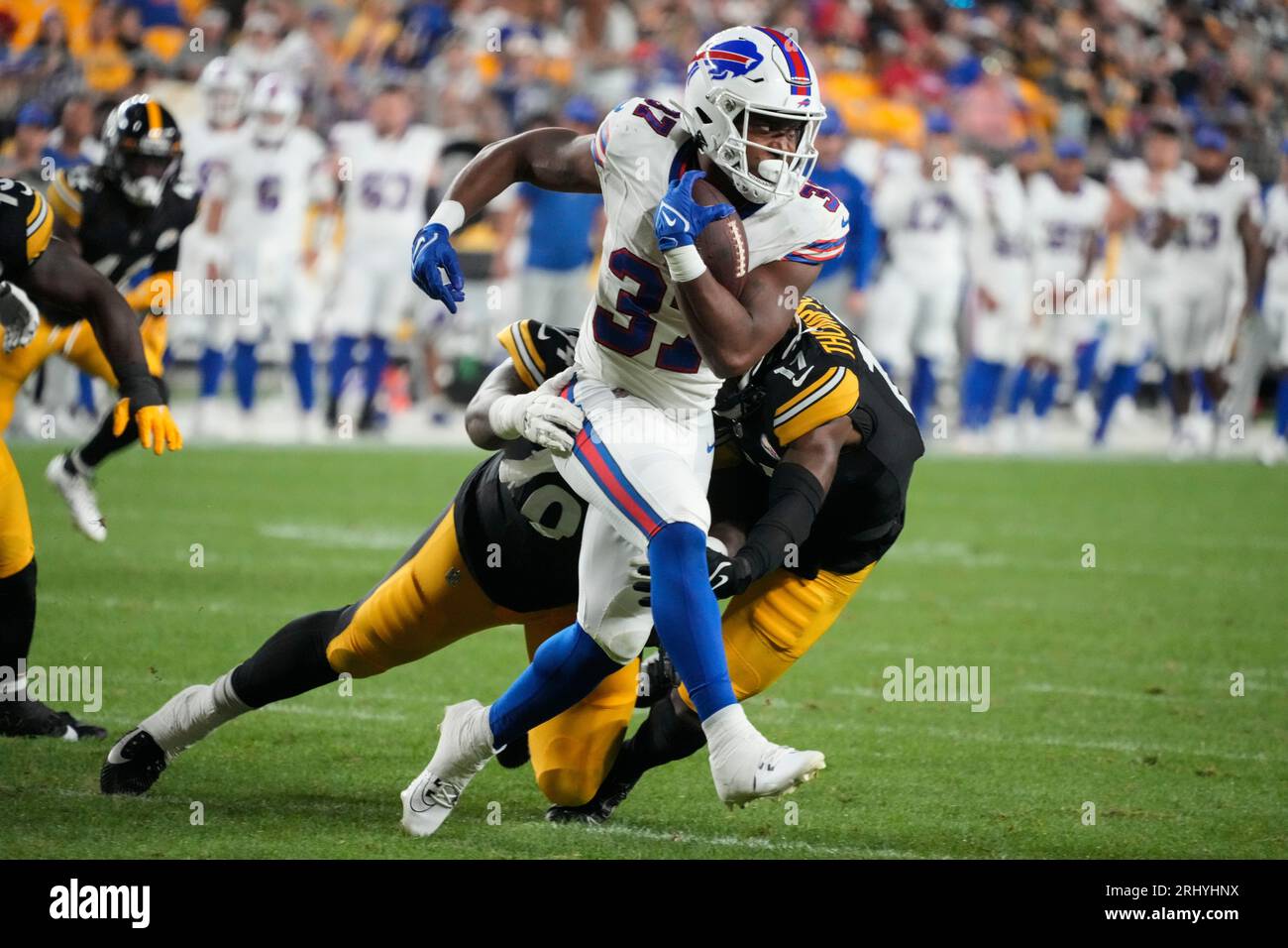 Buffalo Bills running back Jordan Mims (35) runs in for a touchdown in ...