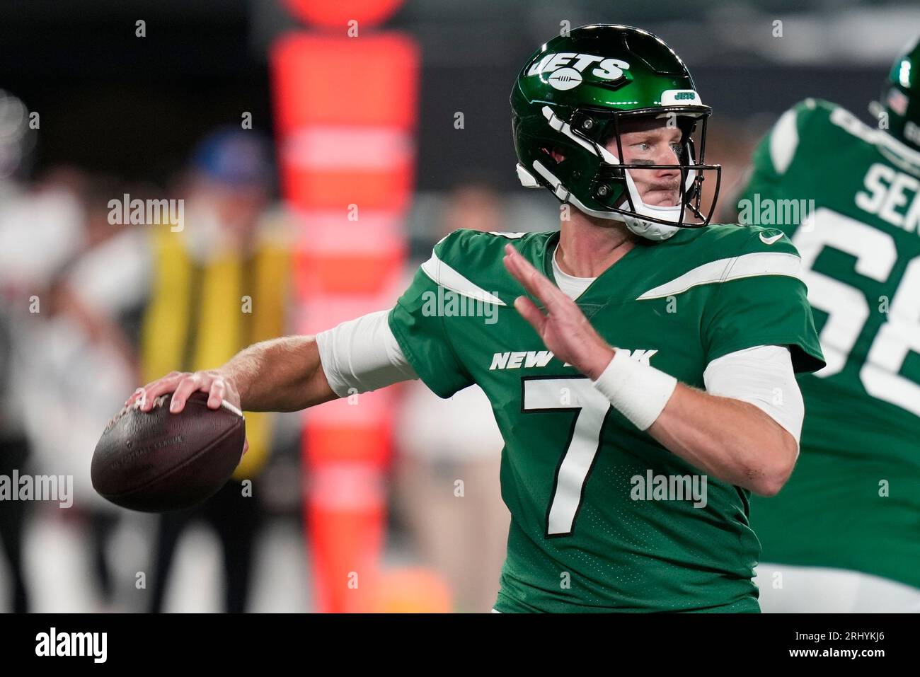 New York Jets quarterback Tim Boyle (7) throws a pass during the second ...
