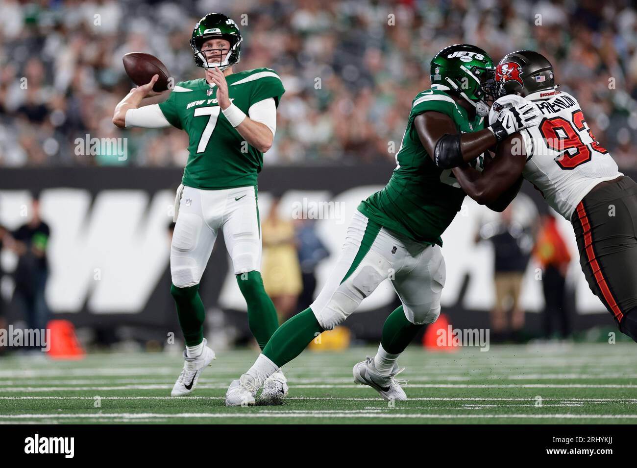 New York Jets quarterback Tim Boyle (7) throws a pass during the second ...