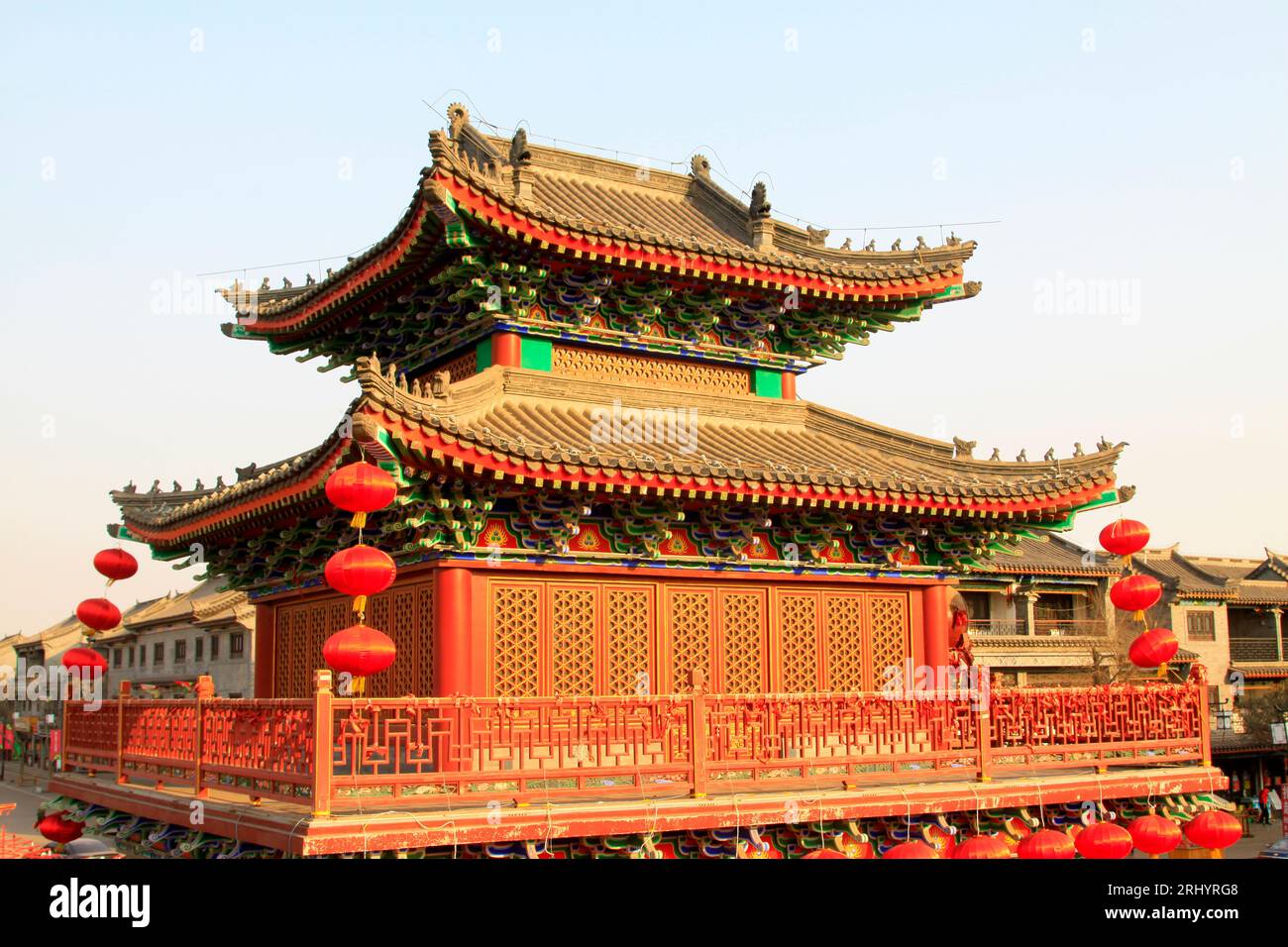 Chinese traditional landscape architecture in a park Stock Photo - Alamy