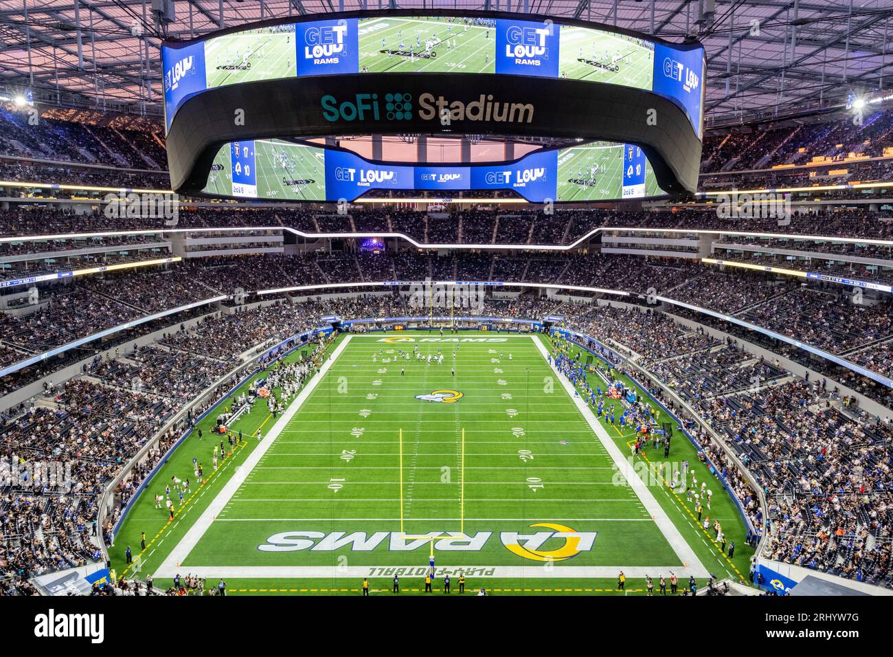 Sofi stadium hi-res stock photography and images - Alamy