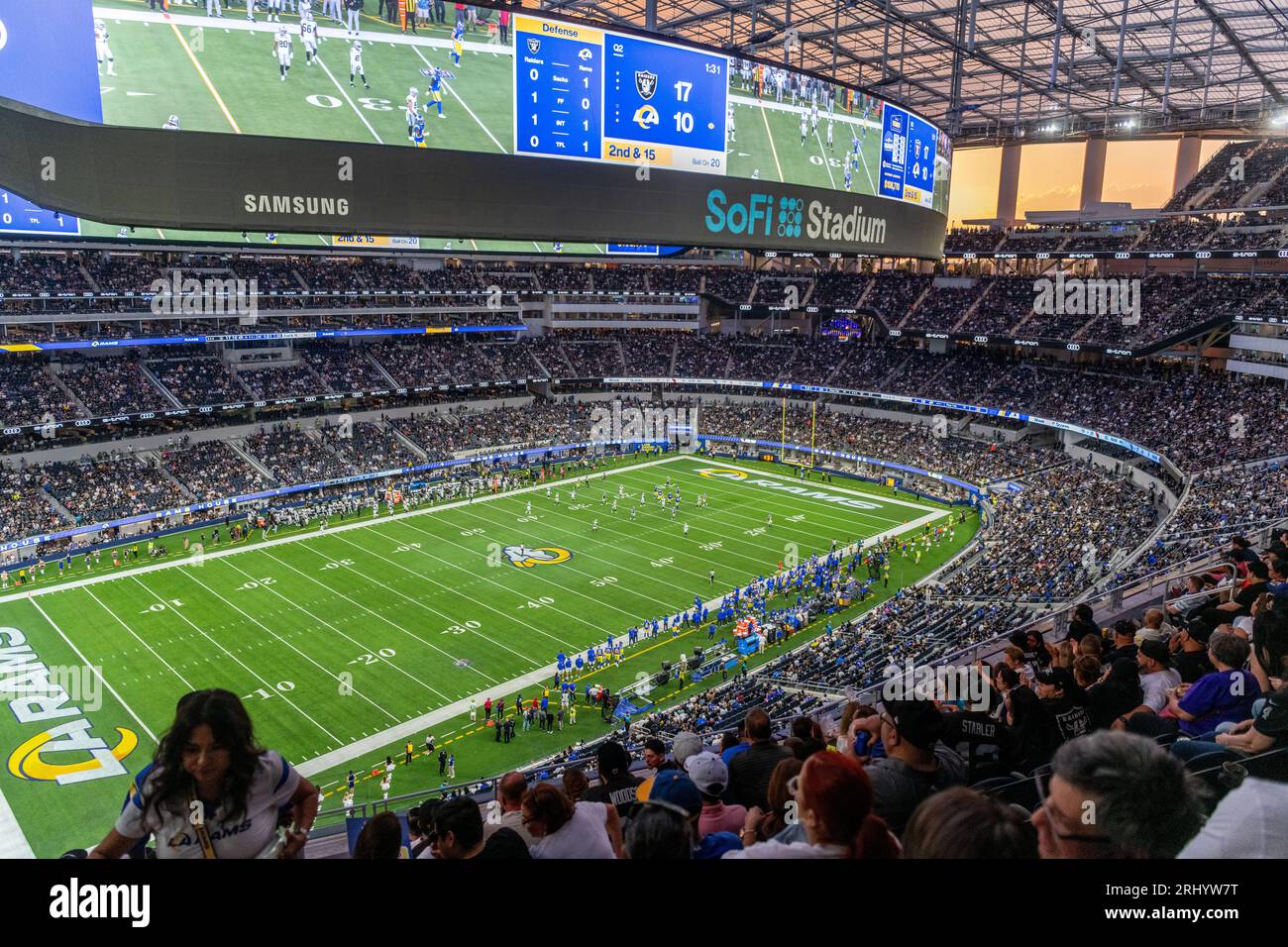 Sofi stadium hi-res stock photography and images - Alamy