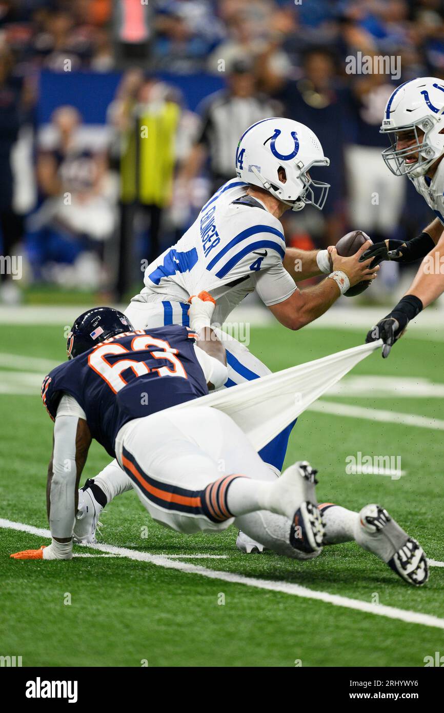 Chicago Bears defensive lineman D'Anthony Jones (63) grabs Indianapolis ...