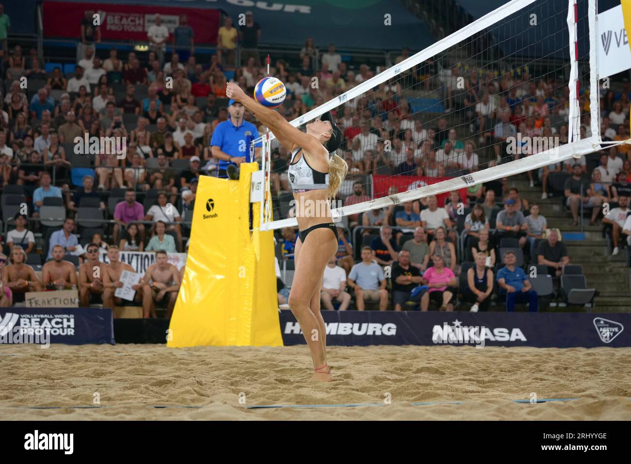 Taryn kloth hi-res stock photography and images - Alamy