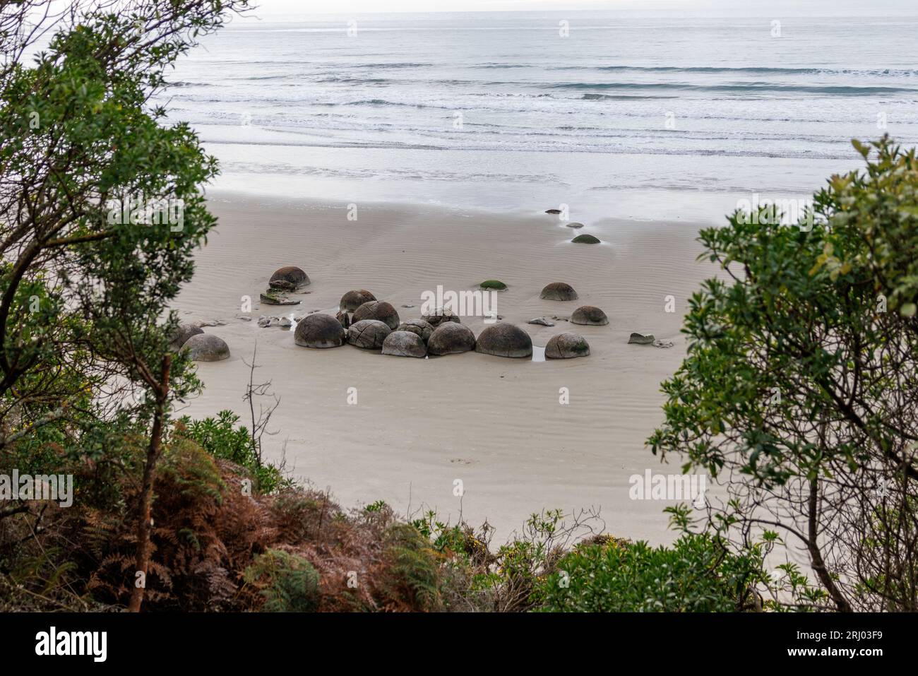Famous boulders hi-res stock photography and images - Alamy
