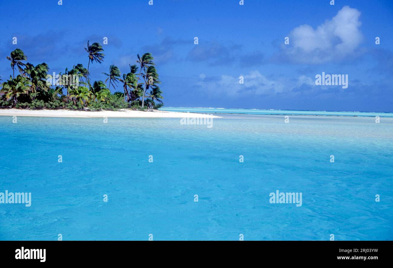 Scenery from Aitutaki Lagoon, Cook Islands, southern Pacific Stock ...