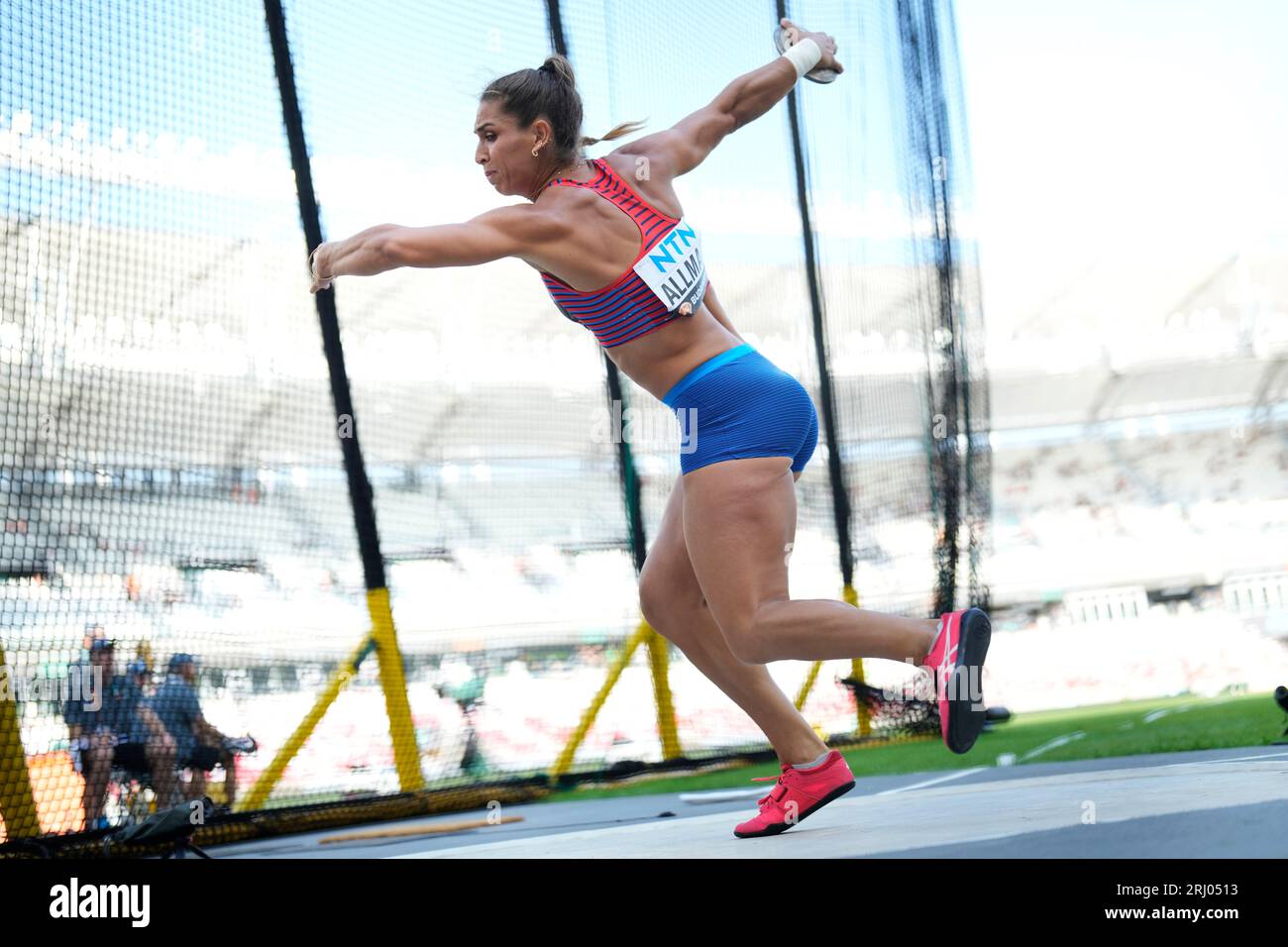 Valarie Allman, of the United States, prepares to throw in the Women's ...