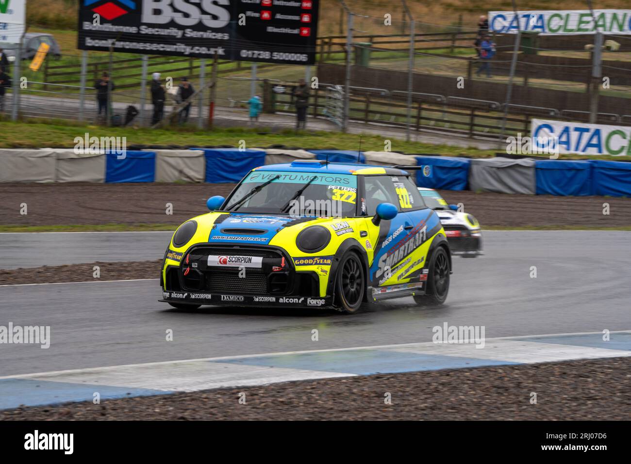 The Vertu Motors MINI CHALLENGE Knockhill 2023 Stock Photo - Alamy