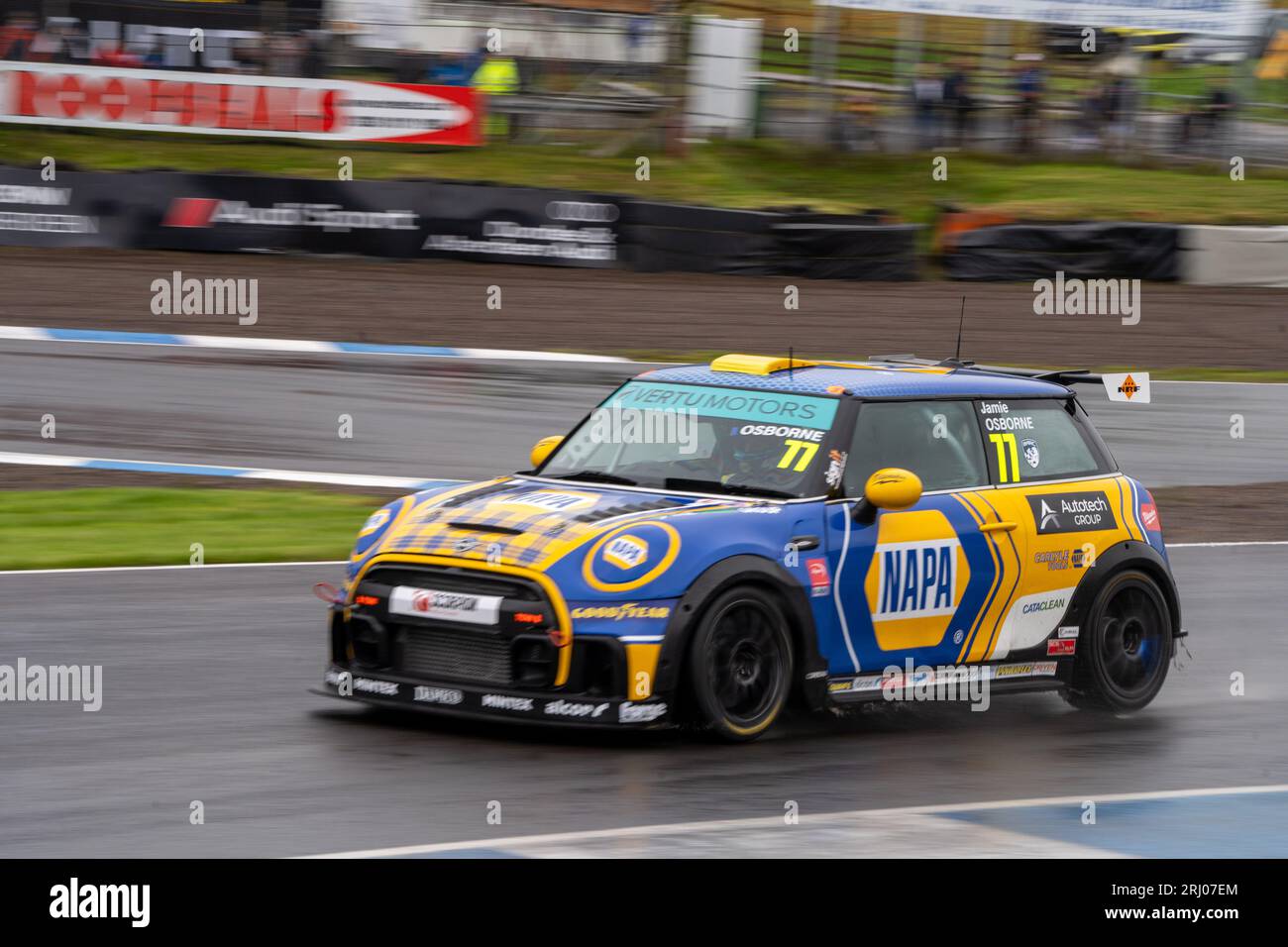 The Vertu Motors MINI CHALLENGE Knockhill 2023 Stock Photo - Alamy