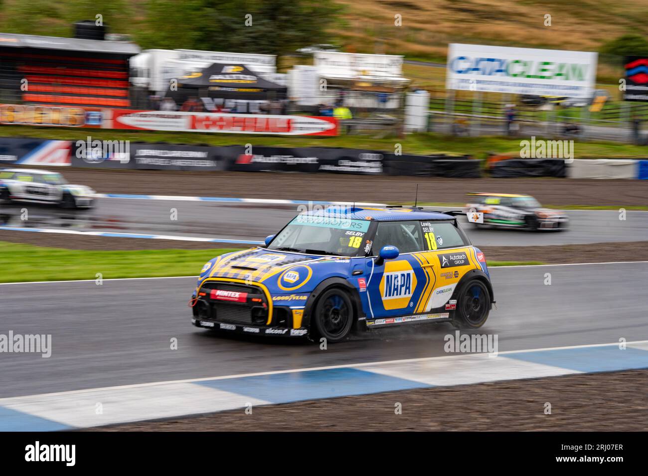 The Vertu Motors MINI CHALLENGE Knockhill 2023 Stock Photo - Alamy