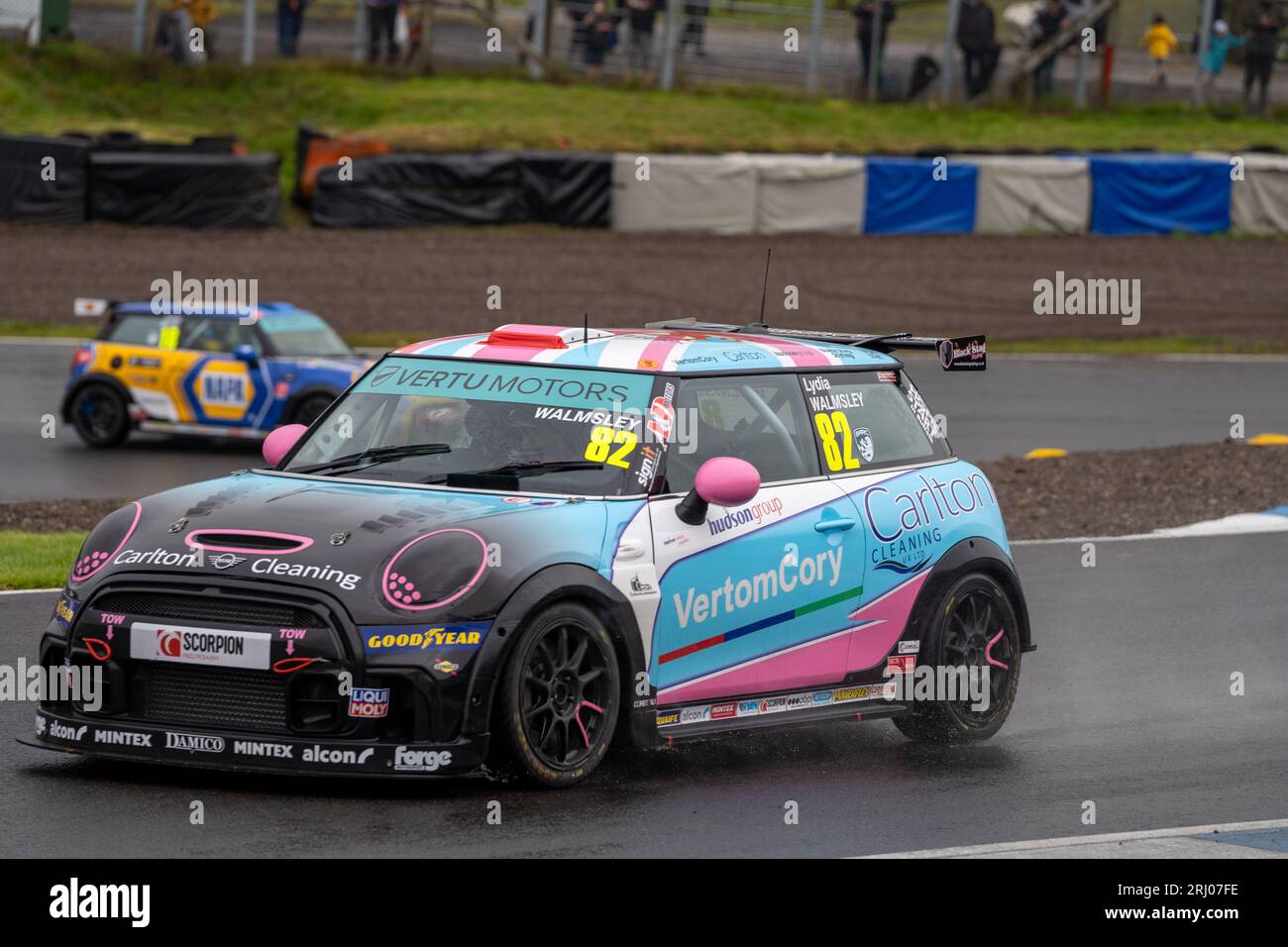 The Vertu Motors MINI CHALLENGE Knockhill 2023 Stock Photo - Alamy