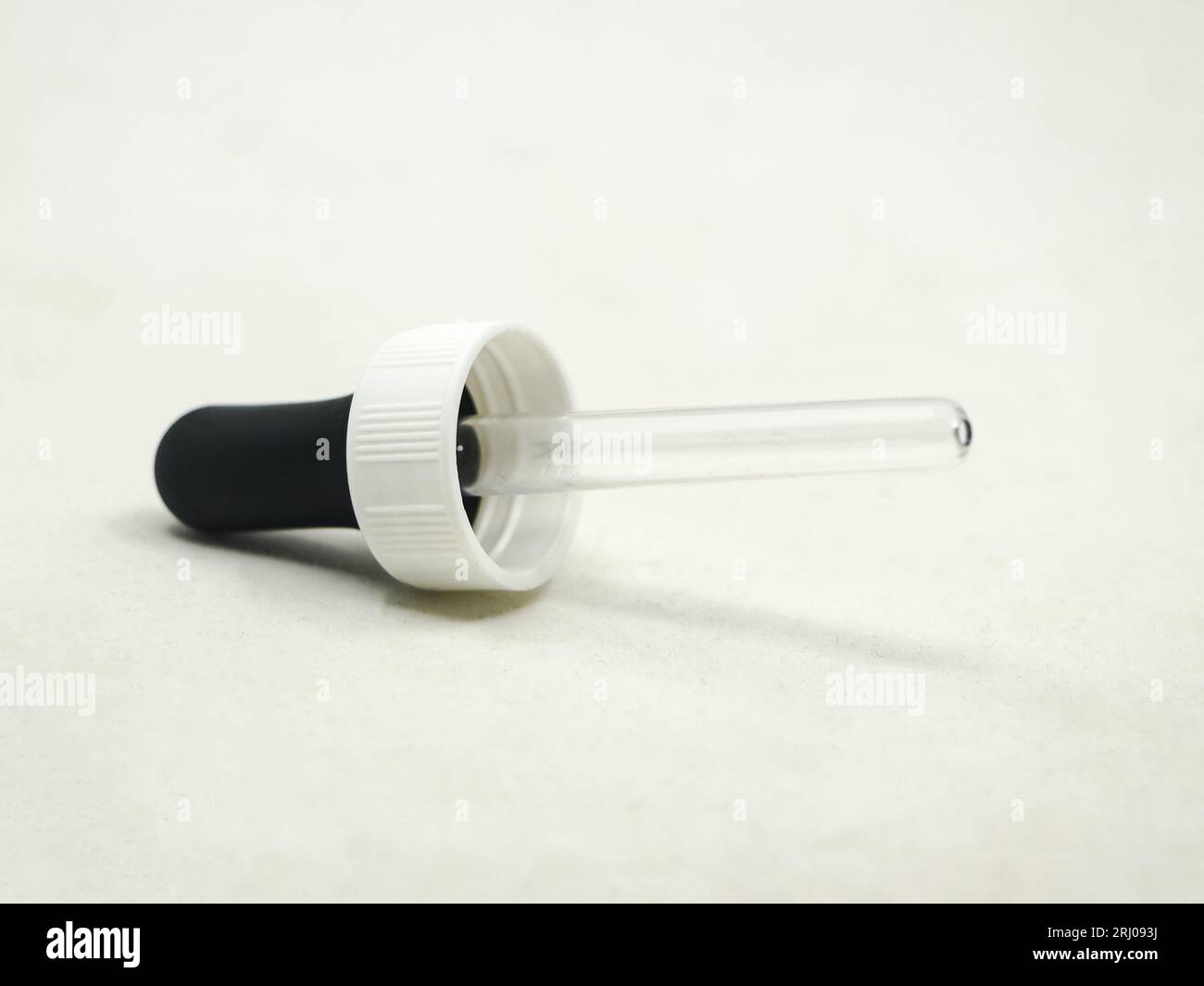 Black rubber bulb pipette hi-res stock photography and images - Alamy