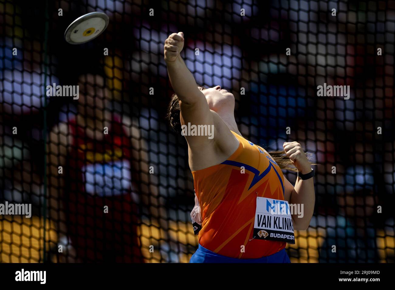 BUDAPEST - Jorinde van Klinken in action on the discus during the ...
