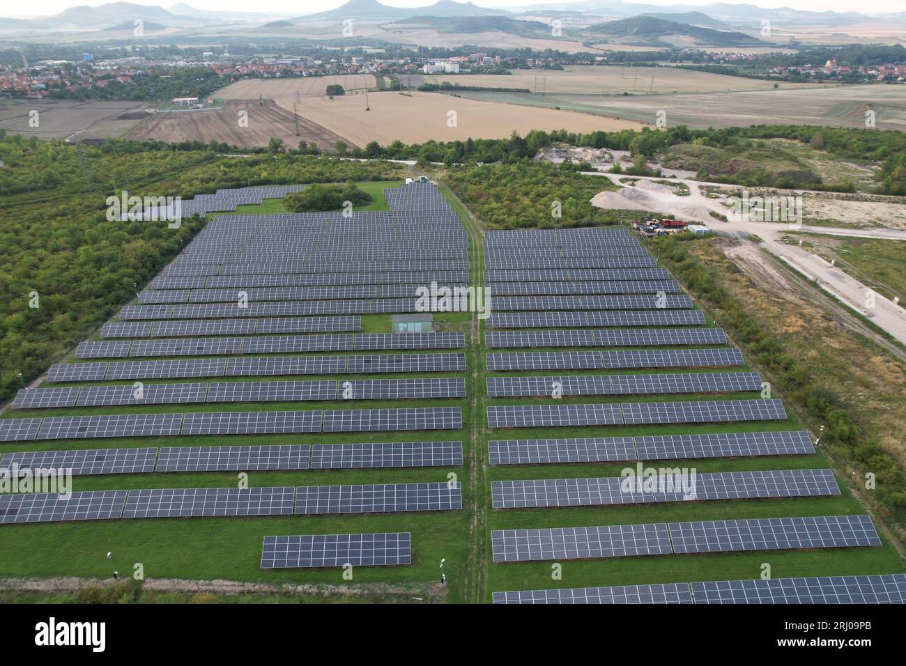 Modern solar power plant, photovoltaic panels green energy electricity ...