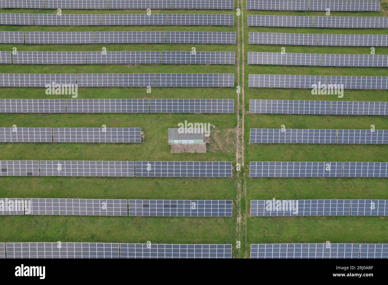 Modern solar power plant, photovoltaic panels green energy electricity ...