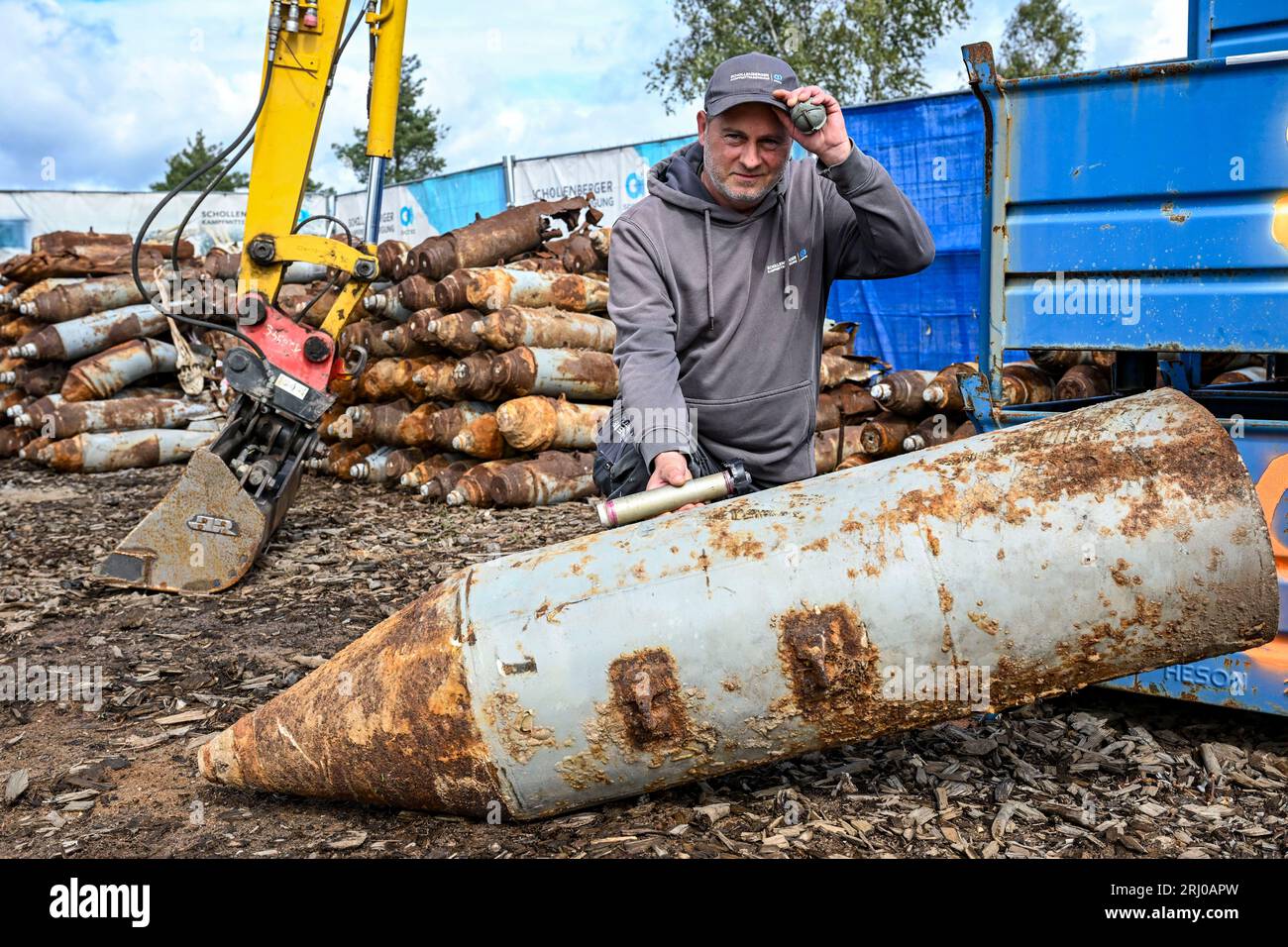 Ex monty hi-res stock photography and images - Alamy