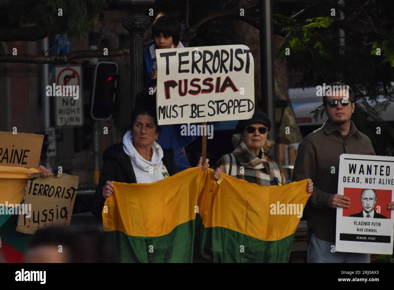 Ukrainian Protest in Sydney against Russian Invasion Stock Photo - Alamy
