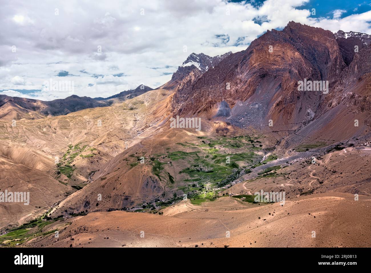 View of the oasis of Lingshed on the trans-Zanskar trek, Ladakh, India ...