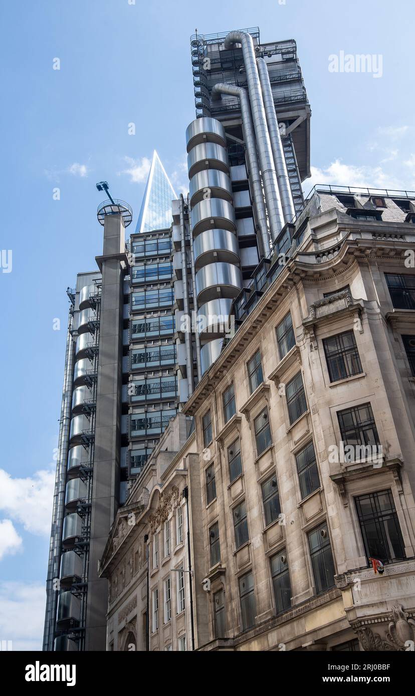 London, UK. 10th August, 2023. The iconic steel structure of the Lloyds ...