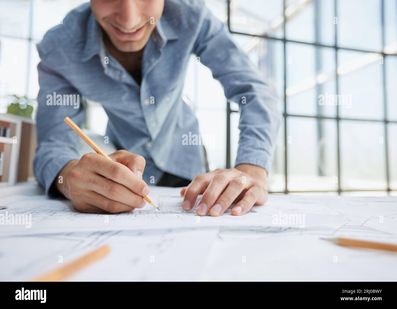 Engineer designs works according to drawings and collaborates in ...