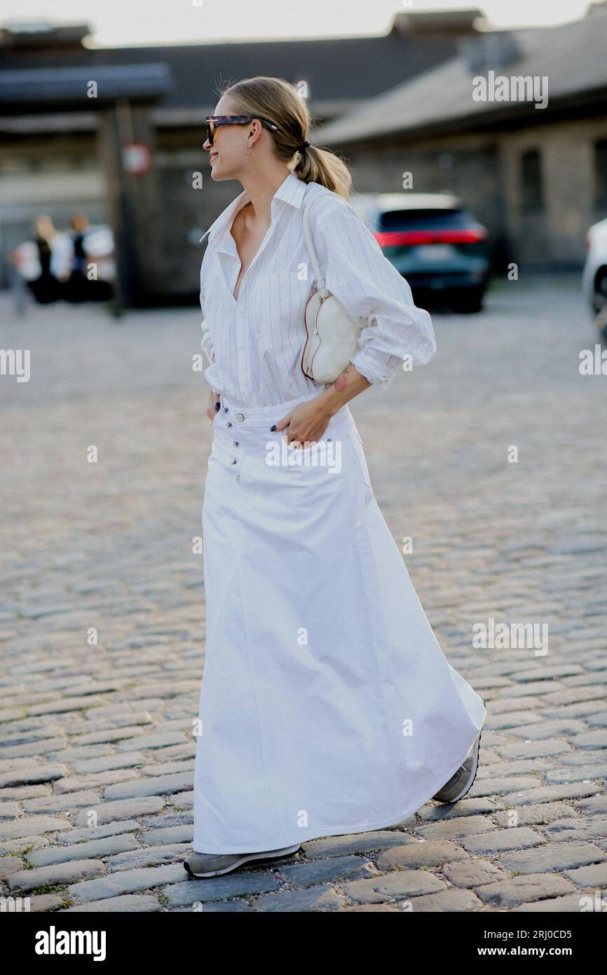 Street style, Tine Andrea arriving at Ganni Spring-Summer 2024 show ...