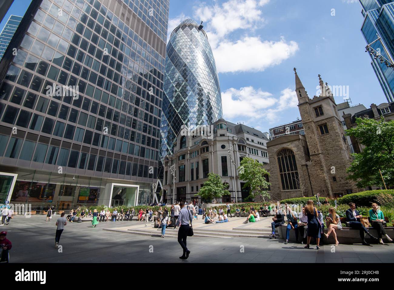 New street square london workers hi-res stock photography and images ...