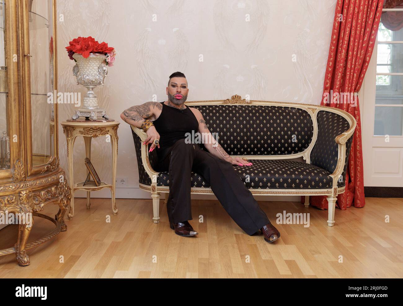 Lrs fashion hi-res stock photography and images - Alamy