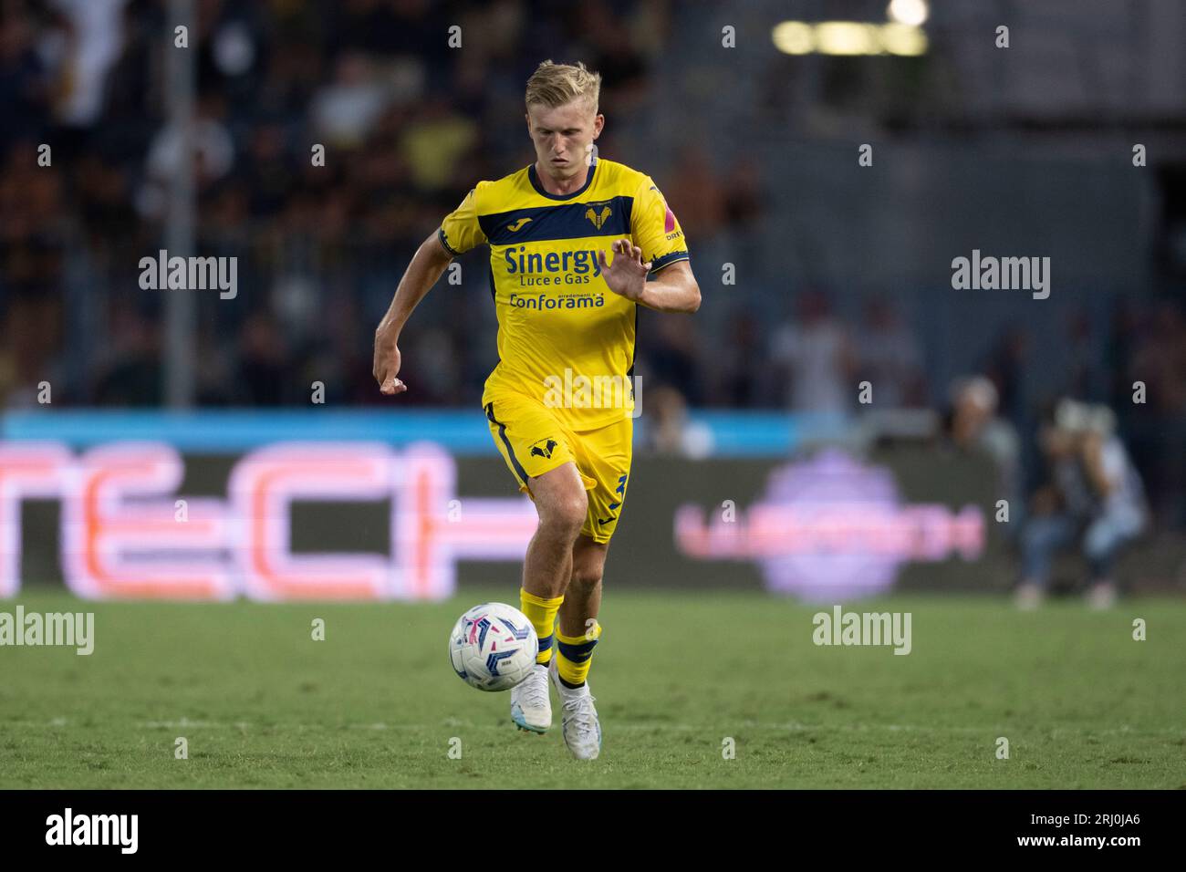 Josh Doig (Hellas Verona) during the Italian "Serie A" match between ...